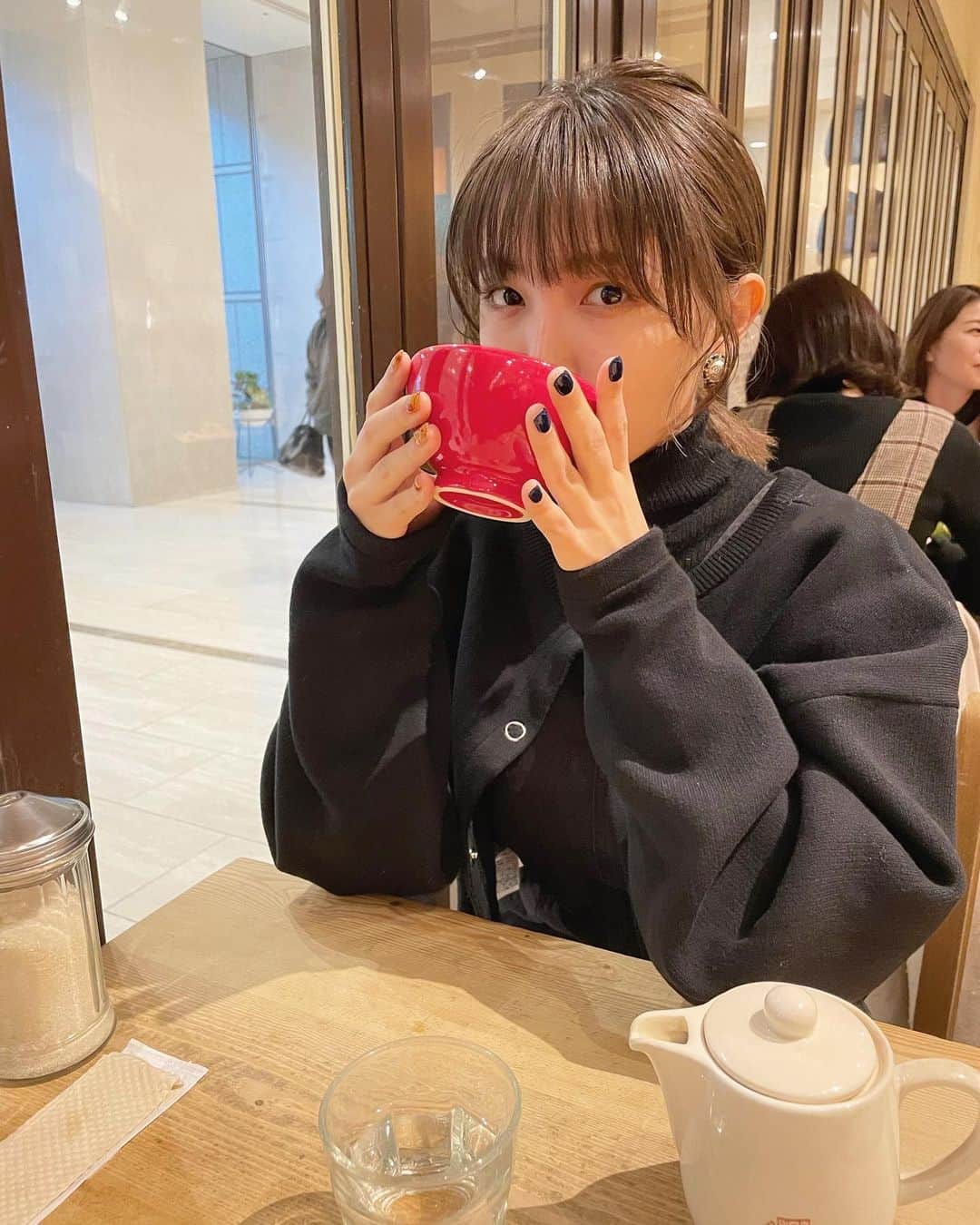 寺本莉緒さんのインスタグラム写真 - (寺本莉緒Instagram)「赤コップ。何飲んでるでしょ。」2月11日 16時52分 ...