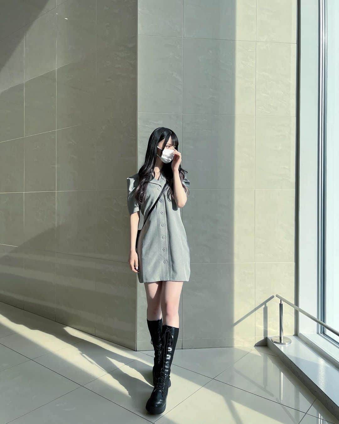 山本望叶さんのインスタグラム写真 - (山本望叶Instagram)「EMODAのワンピースかわいい😍 #ootd #code #コーデ #春服 #ワンピース #ロングブーツ #emoda # ...