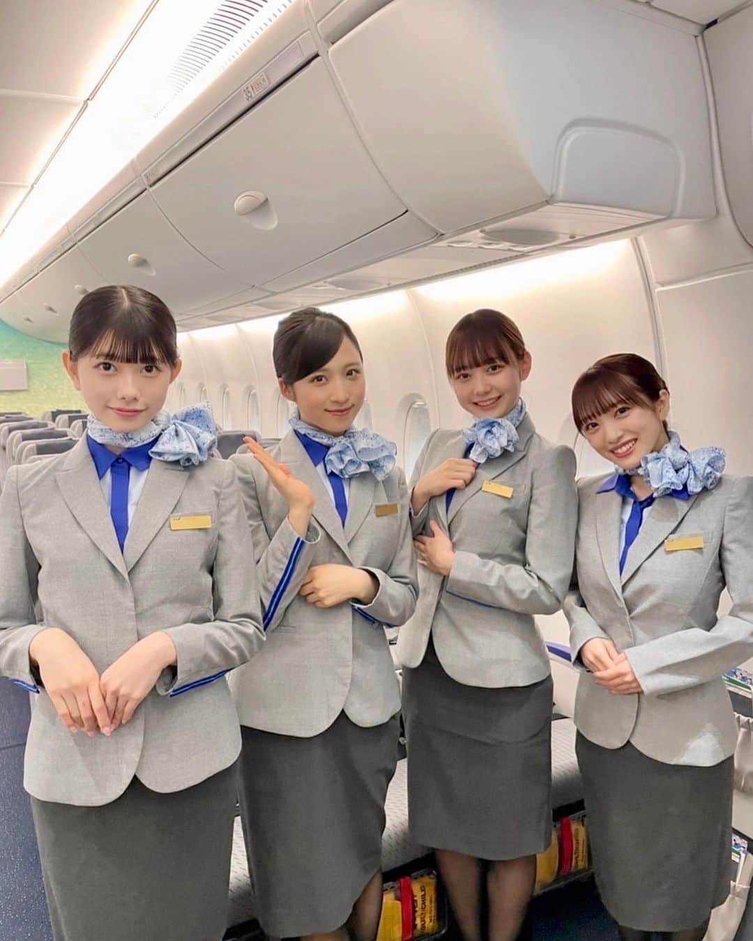 小栗有以さんのインスタグラム写真 - (小栗有以Instagram)「AKB最近聞いた？にて… ANAさんとコラボさせて頂きました ️🤍 本物のCAさん衣装を着させて頂きました！！ フライング ...