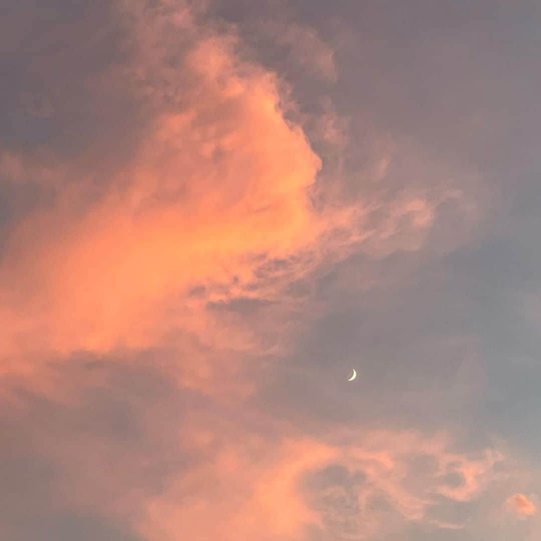 斉藤里奈さんのインスタグラム写真 斉藤里奈instagram 「まあ今日雨だもんね で1日なんでも許して乗り切りました☔️」8月4日