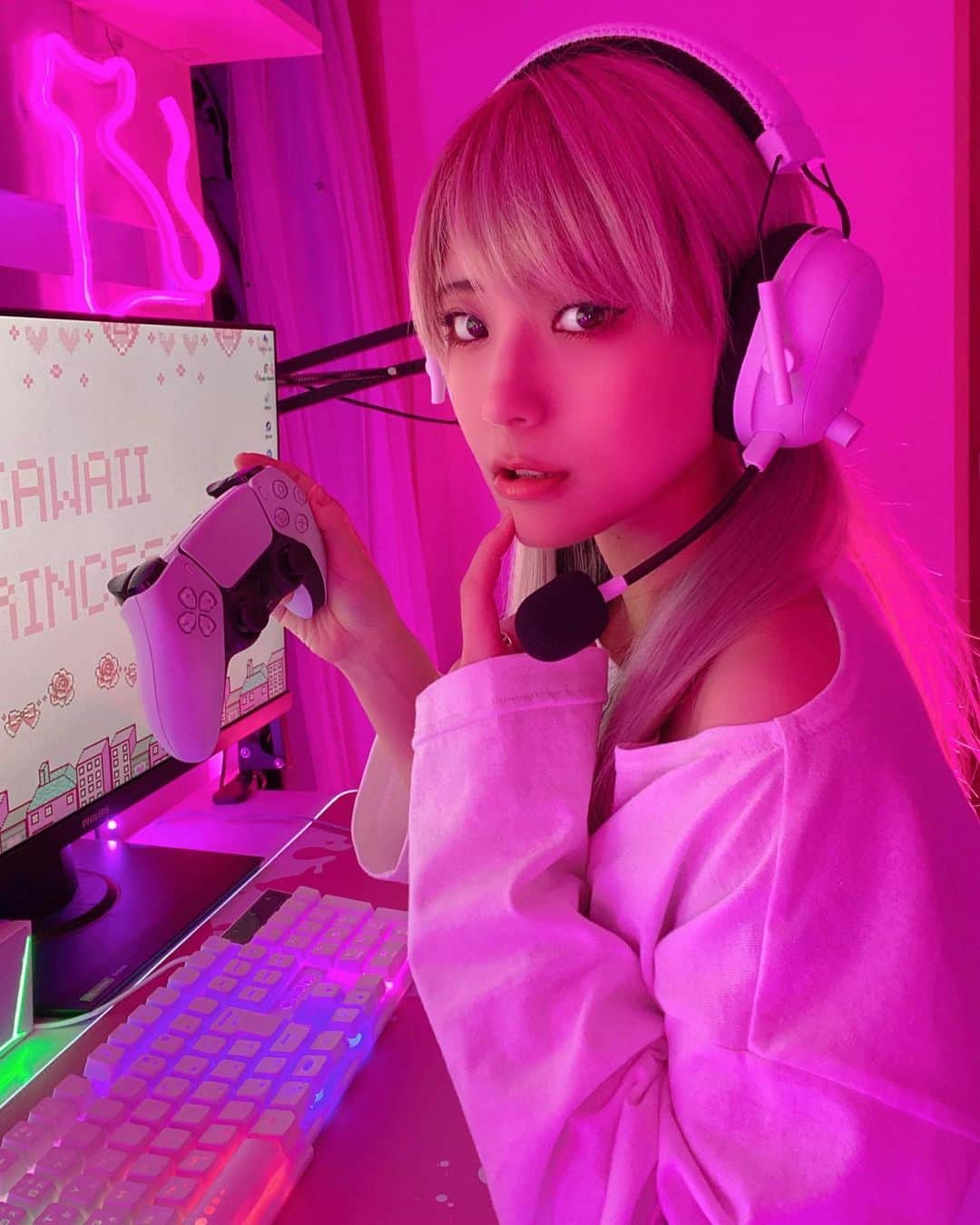 つんこさんのインスタグラム写真 - (つんこInstagram)「🎲」8月14日 22時44分 - tsunko_p