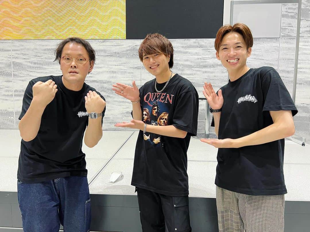 竹中雄大さんのインスタグラム写真 - (竹中雄大Instagram)「10年以上推してる大好きなお2人と！ もう顔捨てたろかなっ！言うて〜😂 #アインシュタイン #Novelbright」8月 ...