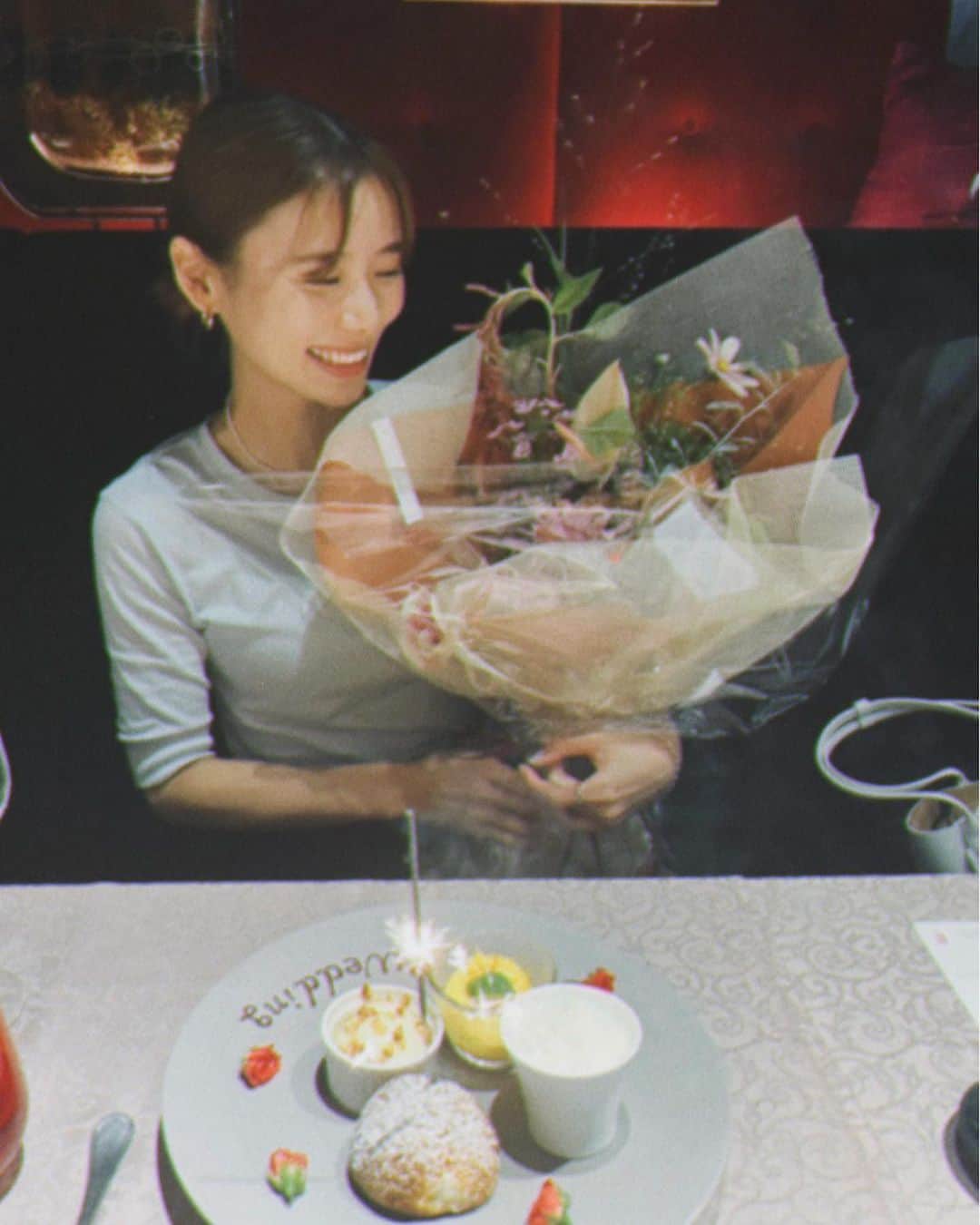 emmaさんのインスタグラム写真 - (emmaInstagram)「Congratulations on your wedding 🕊 ...