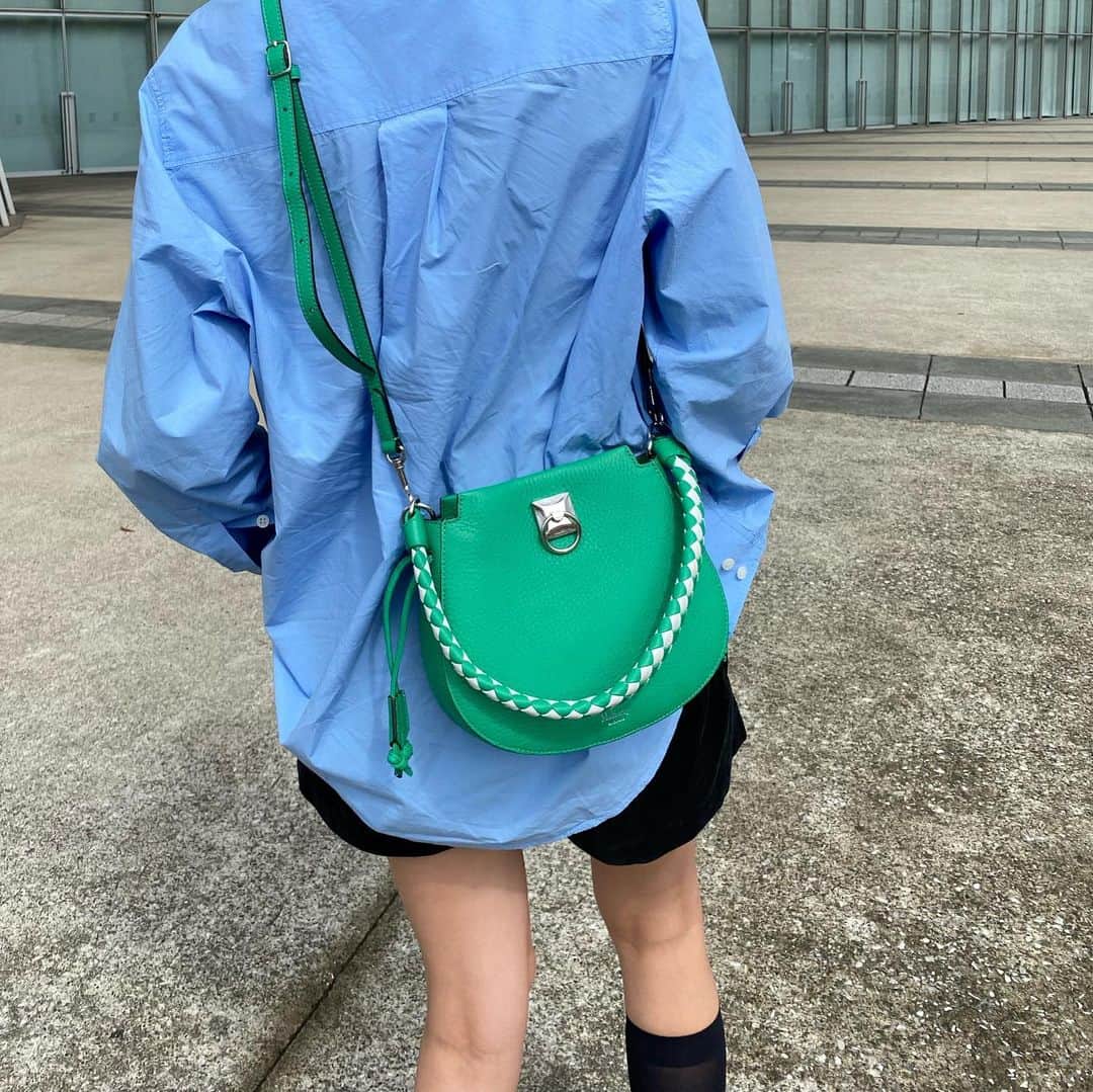 中田みのりさんのインスタグラム写真 - (中田みのりInstagram)「@mulberryengland のRunner Sneakerに ...