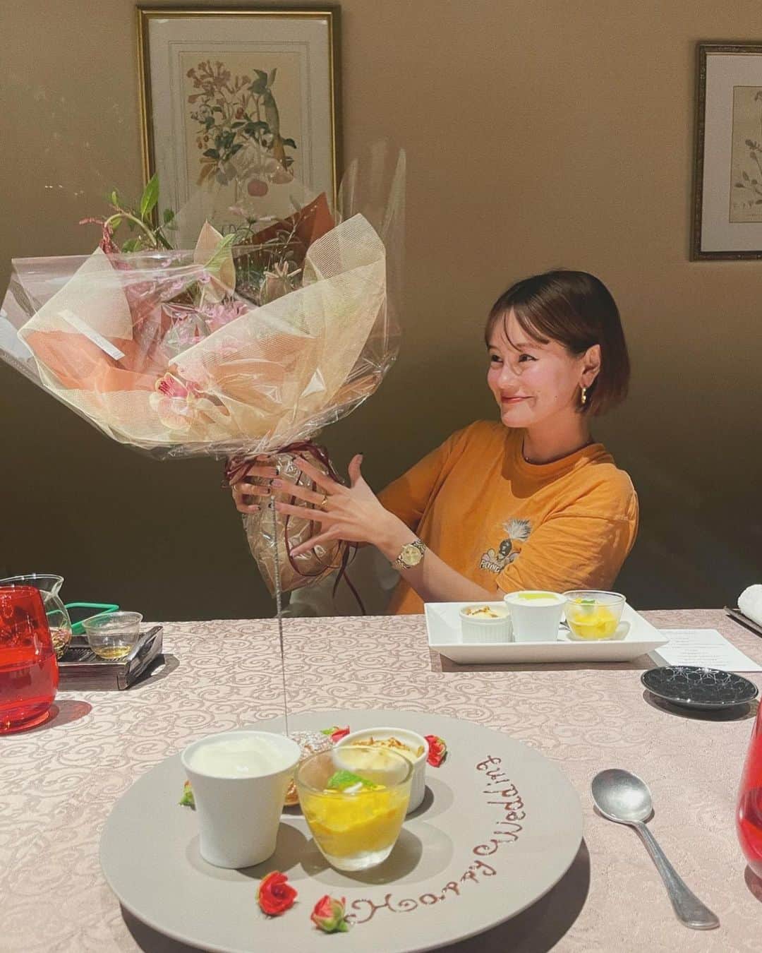 朝日奈央さんのインスタグラム写真 - (朝日奈央Instagram)「emmaちゃんありがとう💐😭 お仕事で出会ってからこうして仲良くなれて ...