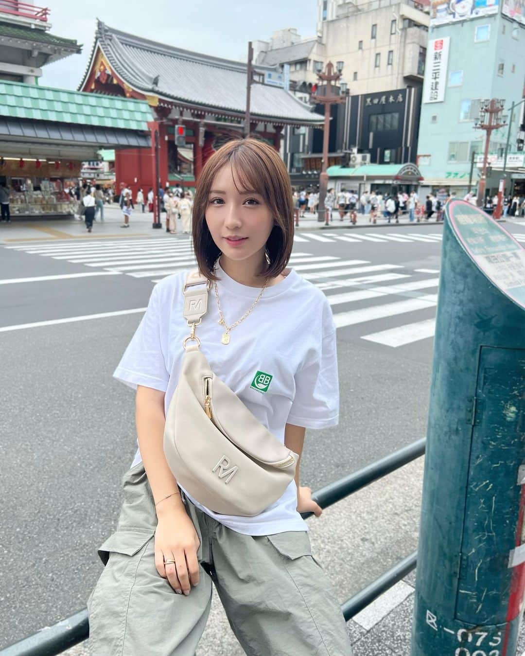 伊藤愛真さんのインスタグラム写真 - (伊藤愛真Instagram)「It's Asakusa here 🏻 ショートのえま慣れた？🥰」9月7 ...
