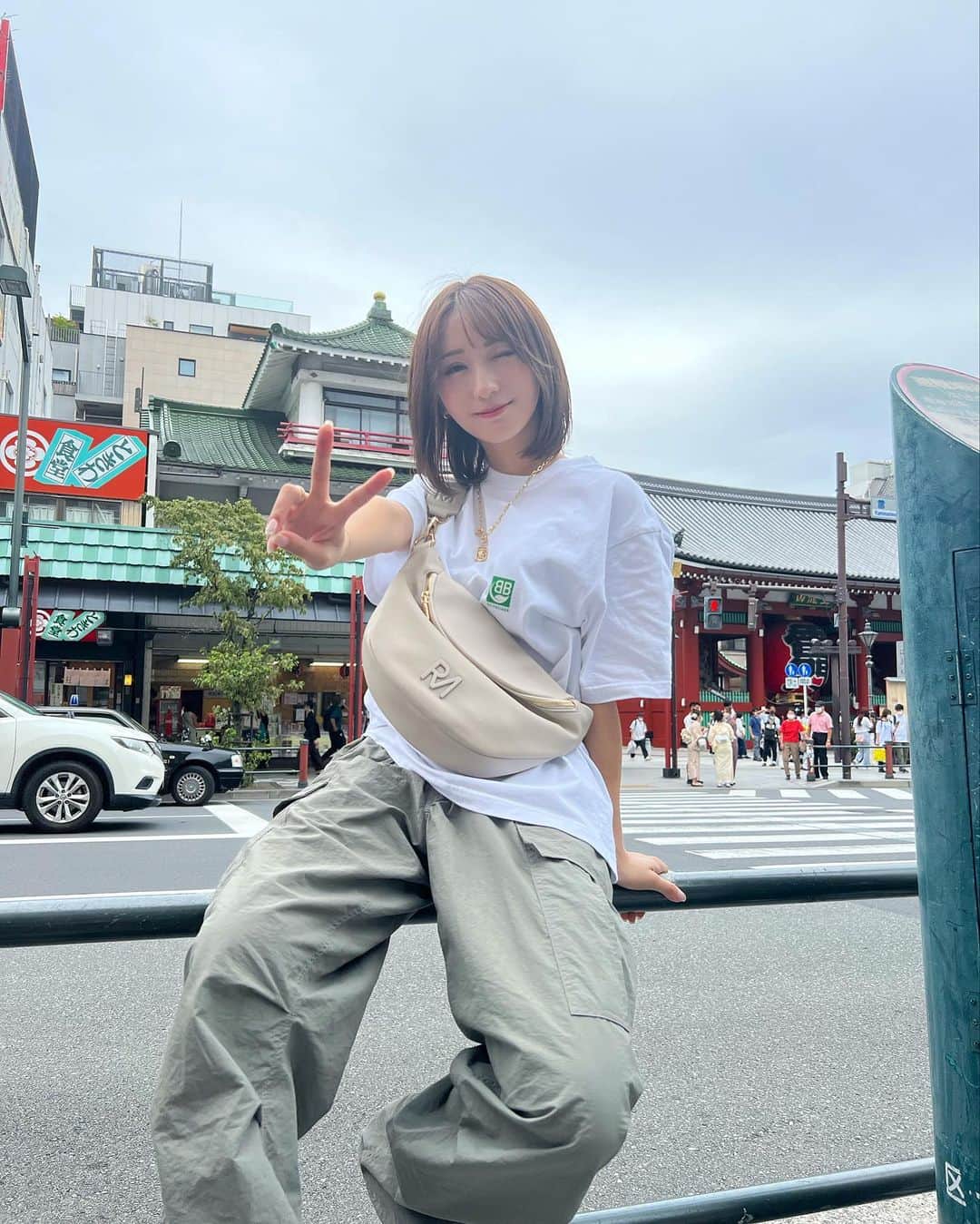 伊藤愛真さんのインスタグラム写真 - (伊藤愛真Instagram)「It's Asakusa here 🏻 ショートのえま慣れた？🥰」9月7 ...