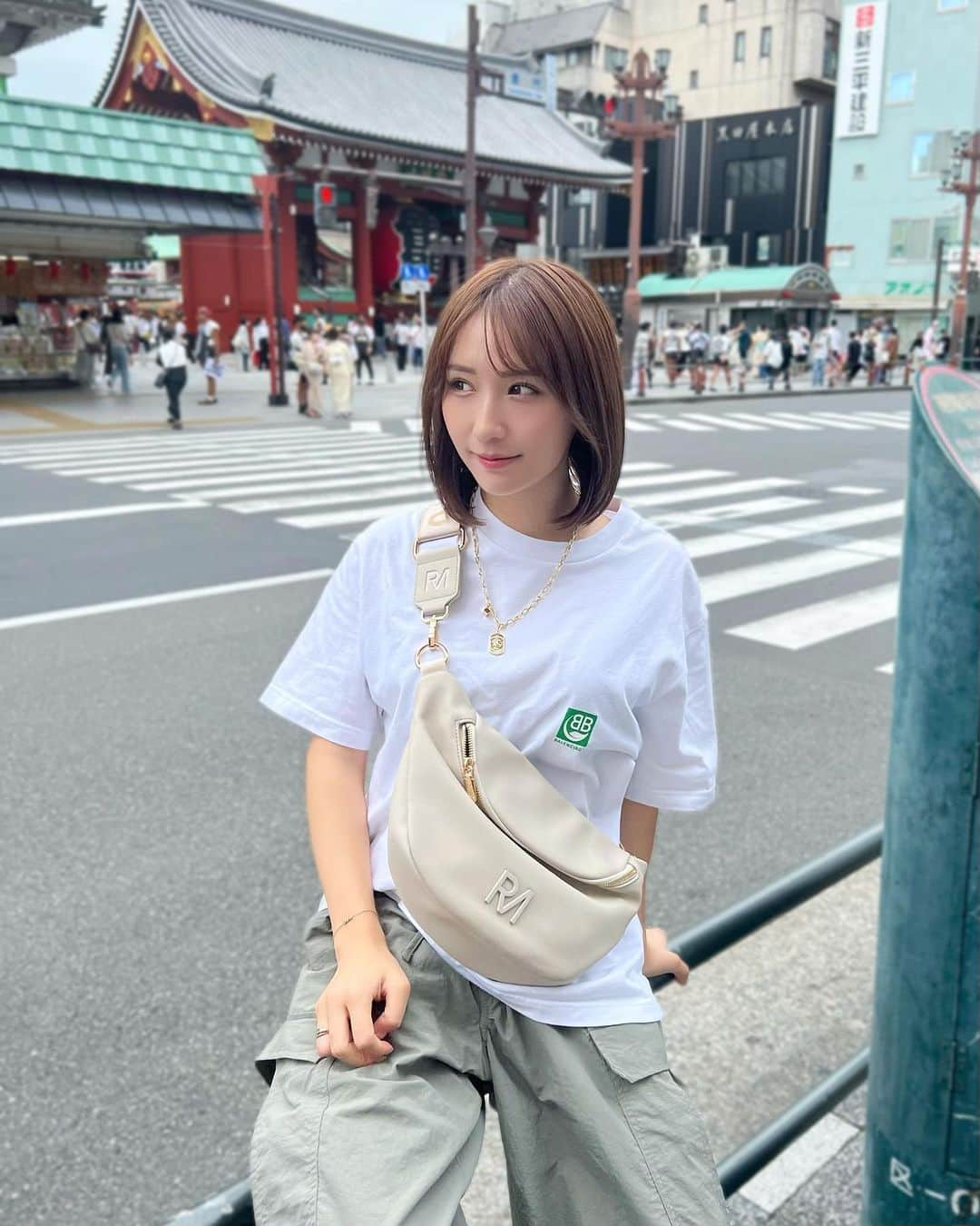 伊藤愛真さんのインスタグラム写真 - (伊藤愛真Instagram)「It's Asakusa here 🏻 ショートのえま慣れた？🥰」9月7 ...