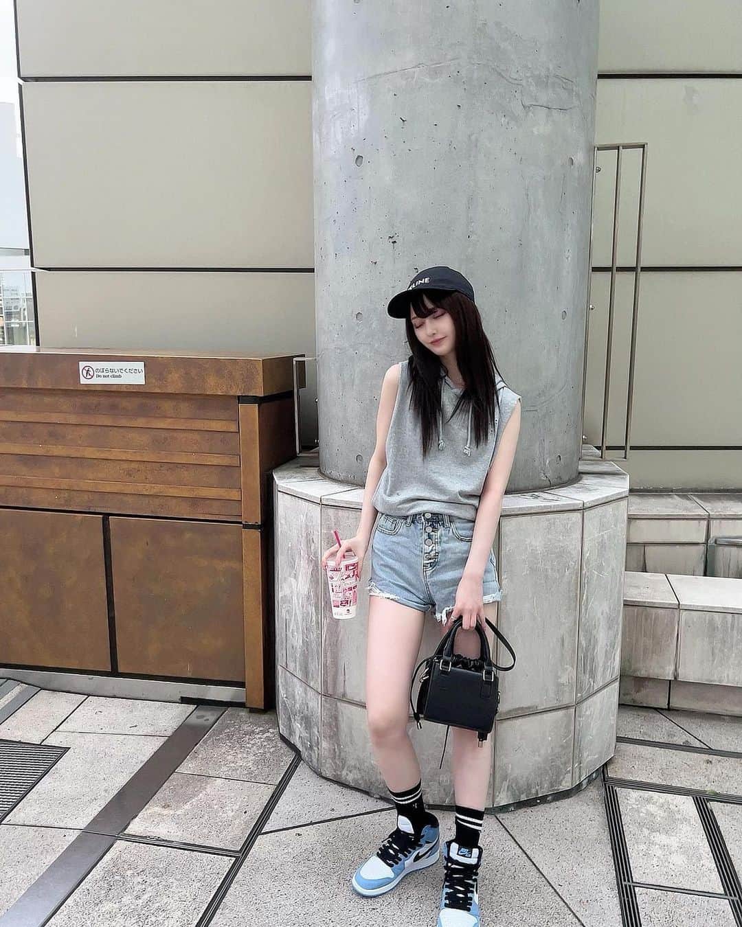 山本望叶さんのインスタグラム写真 - (山本望叶Instagram)「ポップコーン何味が好き？😙 #ootd #code #コーデ #夏服 #キャップ #スニーカー #celine #gyda ...