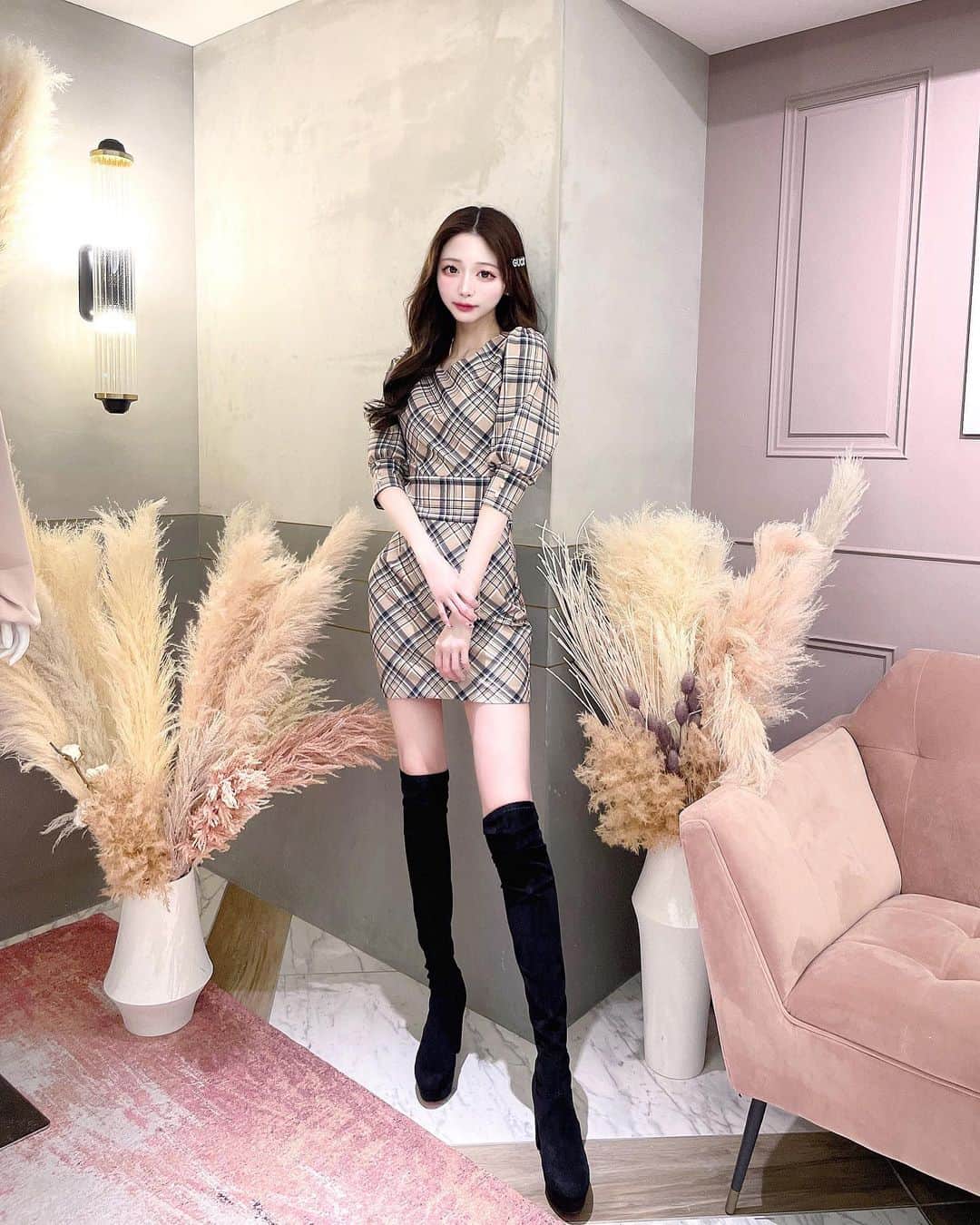 あやちゃんさんのインスタグラム写真 - (あやちゃんInstagram)「Autumn Code🧸🏷🥨🤎 可愛いAW沢山あったよー😍 お洋服届くの楽しみ🤍 @michellmacaron ...