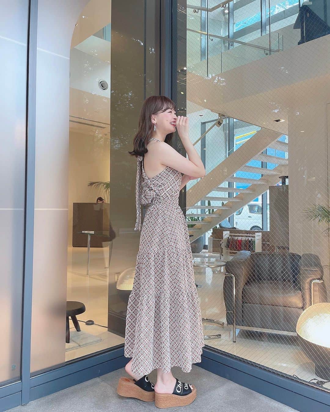 りなてぃさんのインスタグラム写真 - (りなてぃInstagram)「⁡ ⁡ ⁡ 結構前の写真🫣夏が終わる前に ⁡ ⁡ one-piece ...