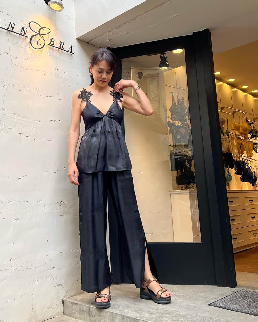 前田典子さんのインスタグラム写真 - (前田典子Instagram)「代官山の#annebra @annebra_daikanyama @annebra.jp へ ランジェリーを見に行ったら ...