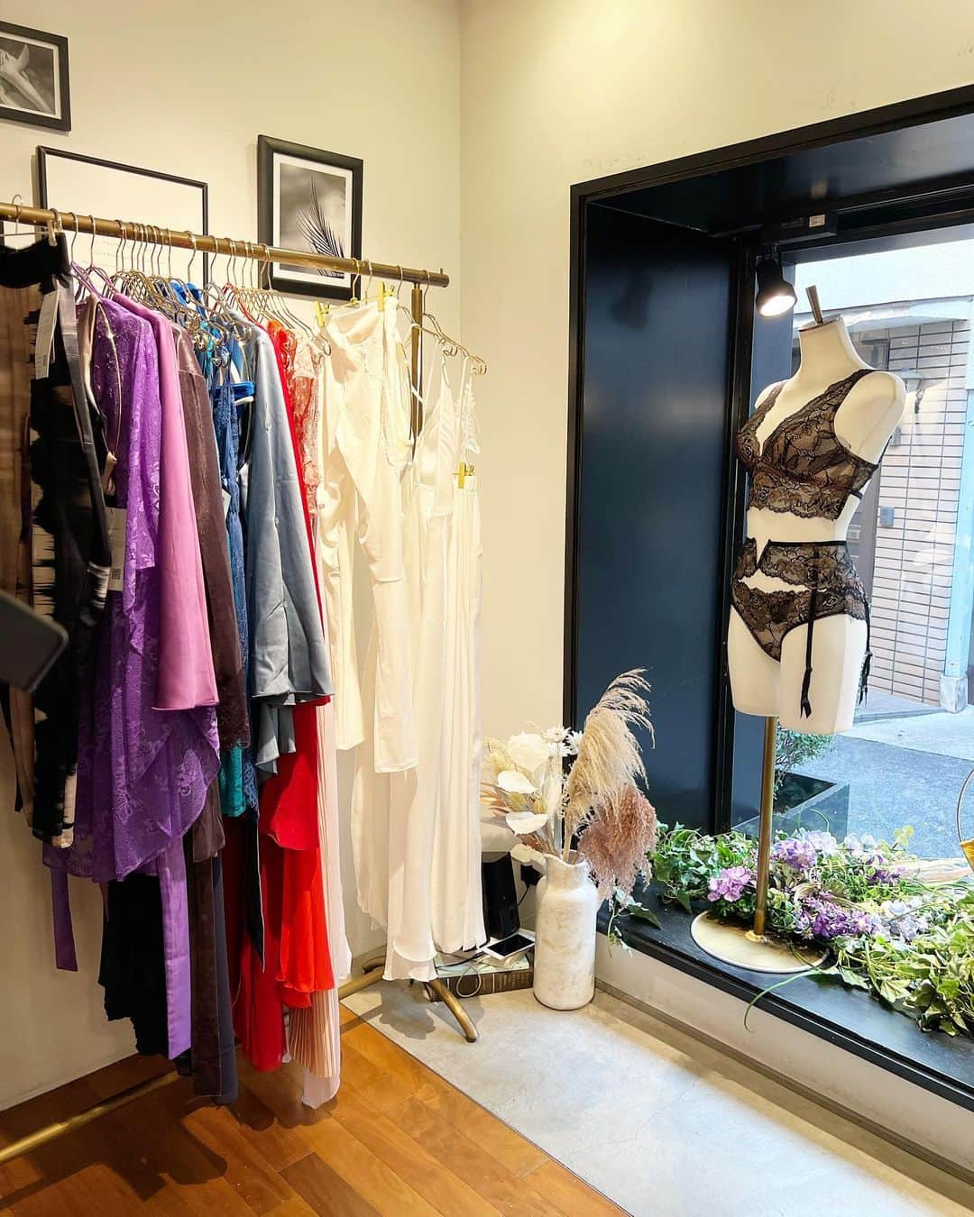 前田典子さんのインスタグラム写真 - (前田典子Instagram)「代官山の#annebra @annebra_daikanyama @annebra.jp へ ランジェリーを見に行ったら ...