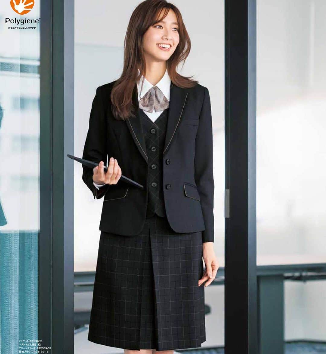 間瀬遥花さんのインスタグラム写真 - (間瀬遥花Instagram)「. BONMAX 2022-2023AW . . . #bonoffice #aw #autumn #winter # ...