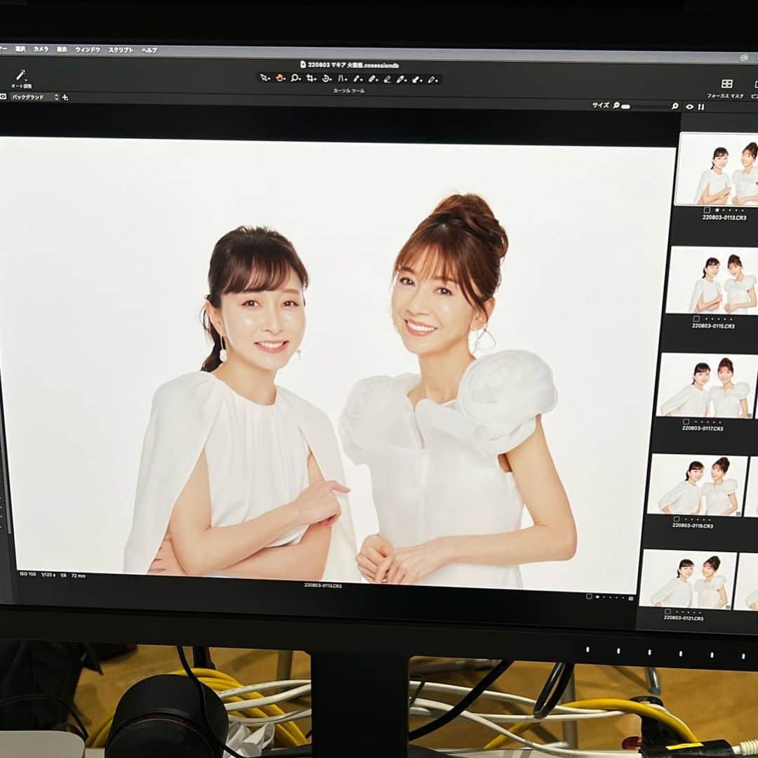 君島十和子さんのインスタグラム写真 - (君島十和子Instagram)「・ 絶賛発売中のMAQUIA10月号の撮影 そして、同時に 石井美保様と @miho_ishii 「聴くMAQUIA ...