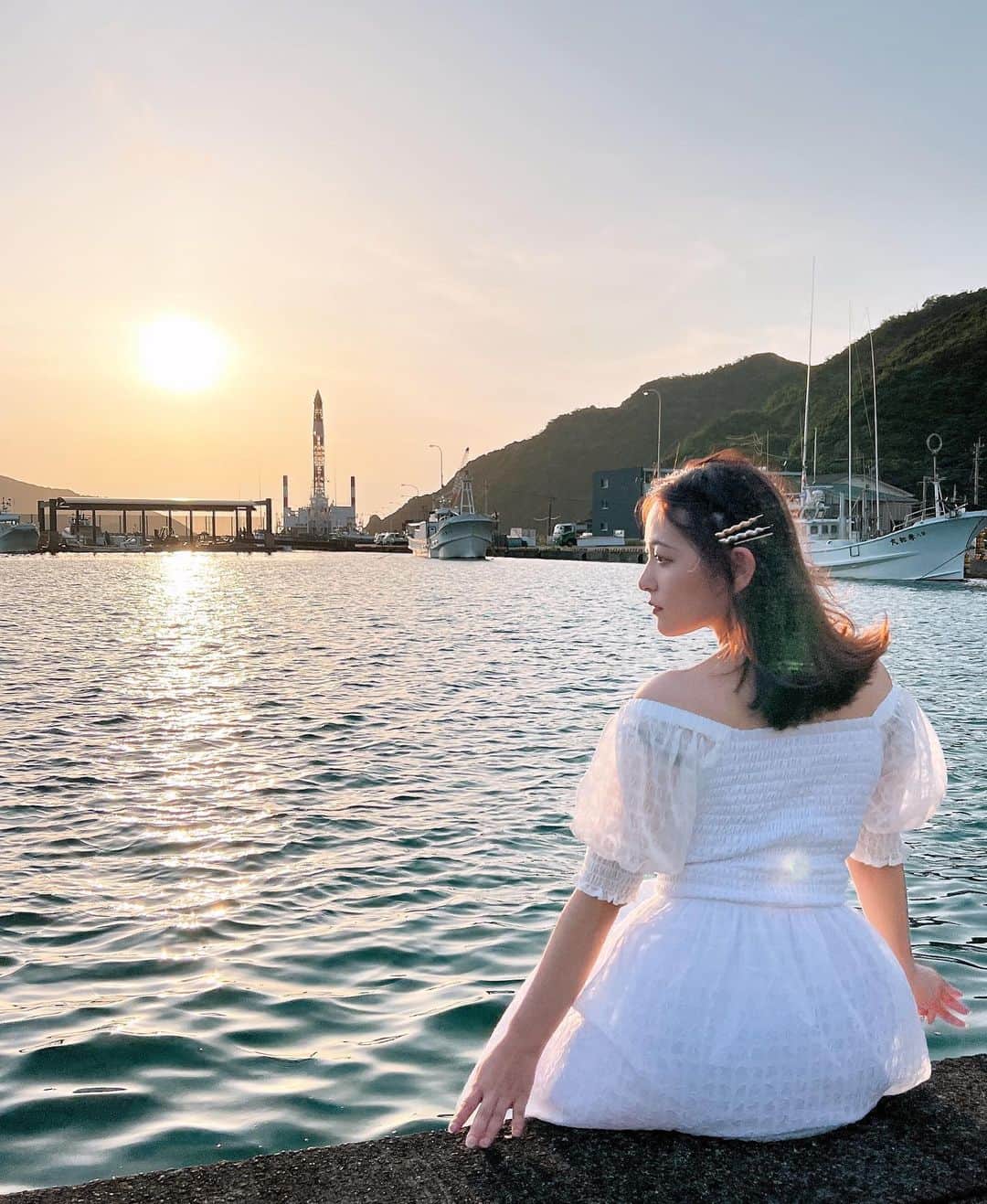 柳瀬さきさんのインスタグラム写真 - (柳瀬さきInstagram)「夏に奄美で撮影したときの オフショット☺️ 自然に癒される☀️」10月2 ...