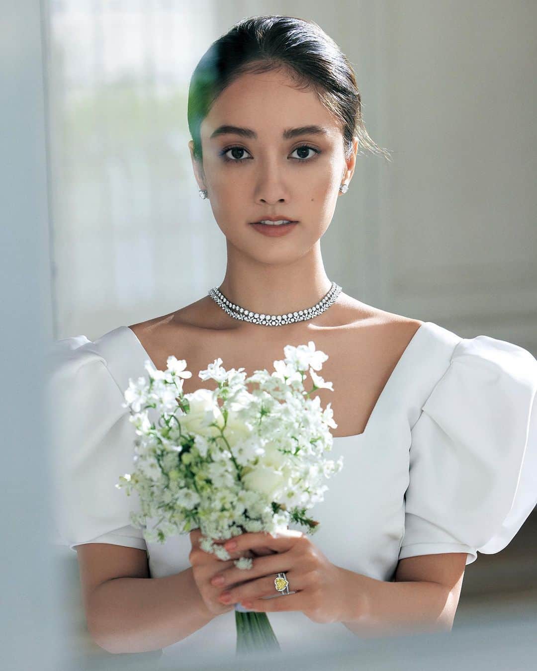 谷まりあさんのインスタグラム写真 - (谷まりあInstagram)「25ans 11月号♡ @25answedding Photo:MASAHI IKUTA（hannah）」10月9日 20 ...