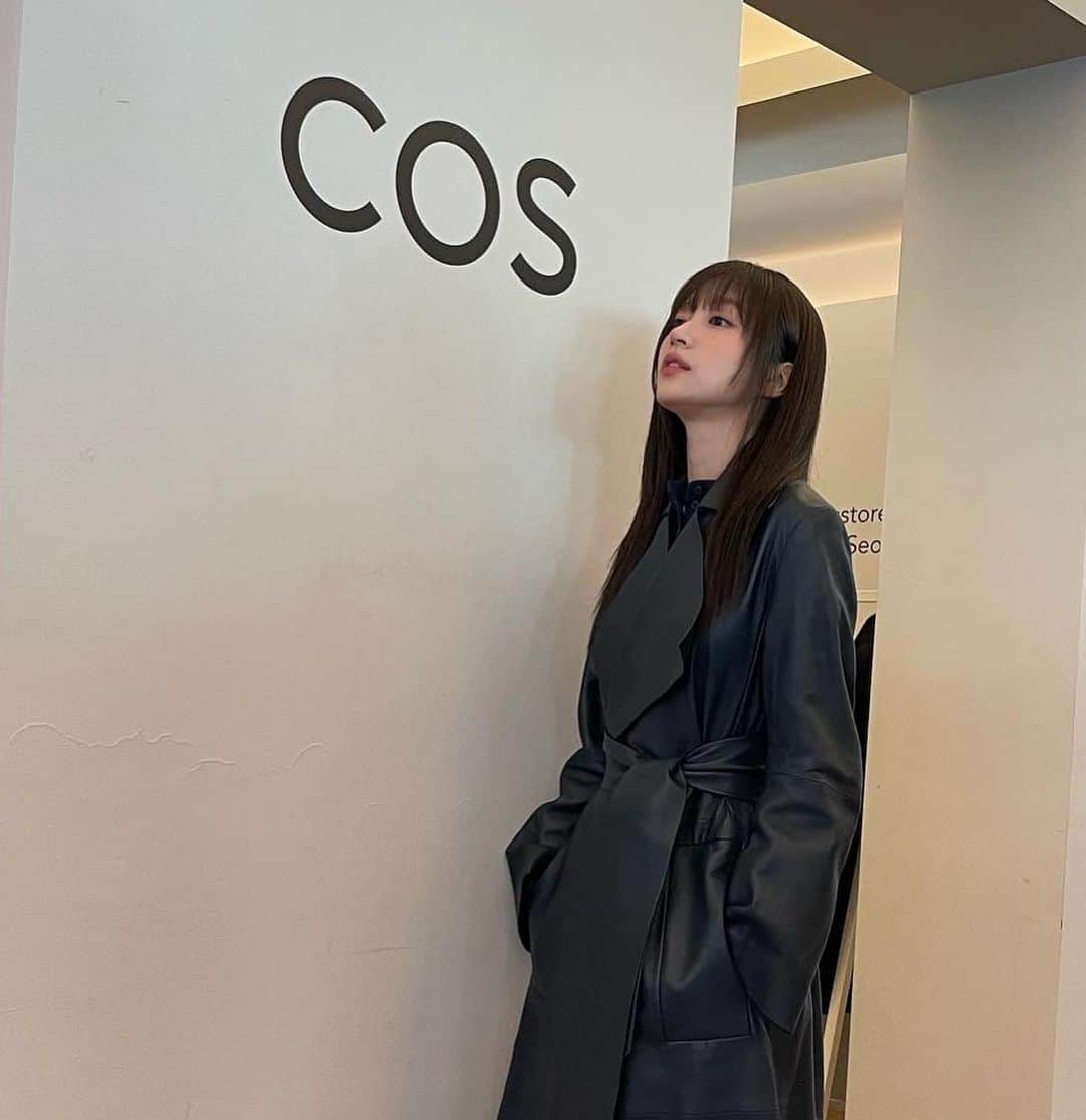 ハニさんのインスタグラム写真 - (ハニInstagram)「서울의 가을🍂 @cosstores_kr #COSSeoul」10月11日 ...