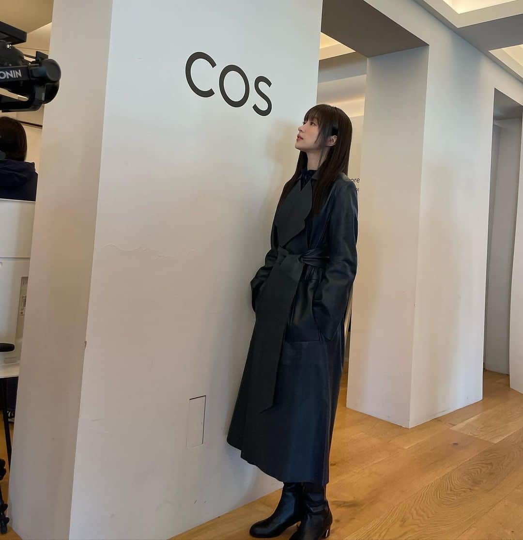 ハニさんのインスタグラム写真 - (ハニInstagram)「서울의 가을🍂 @cosstores_kr #COSSeoul」10月11日 ...