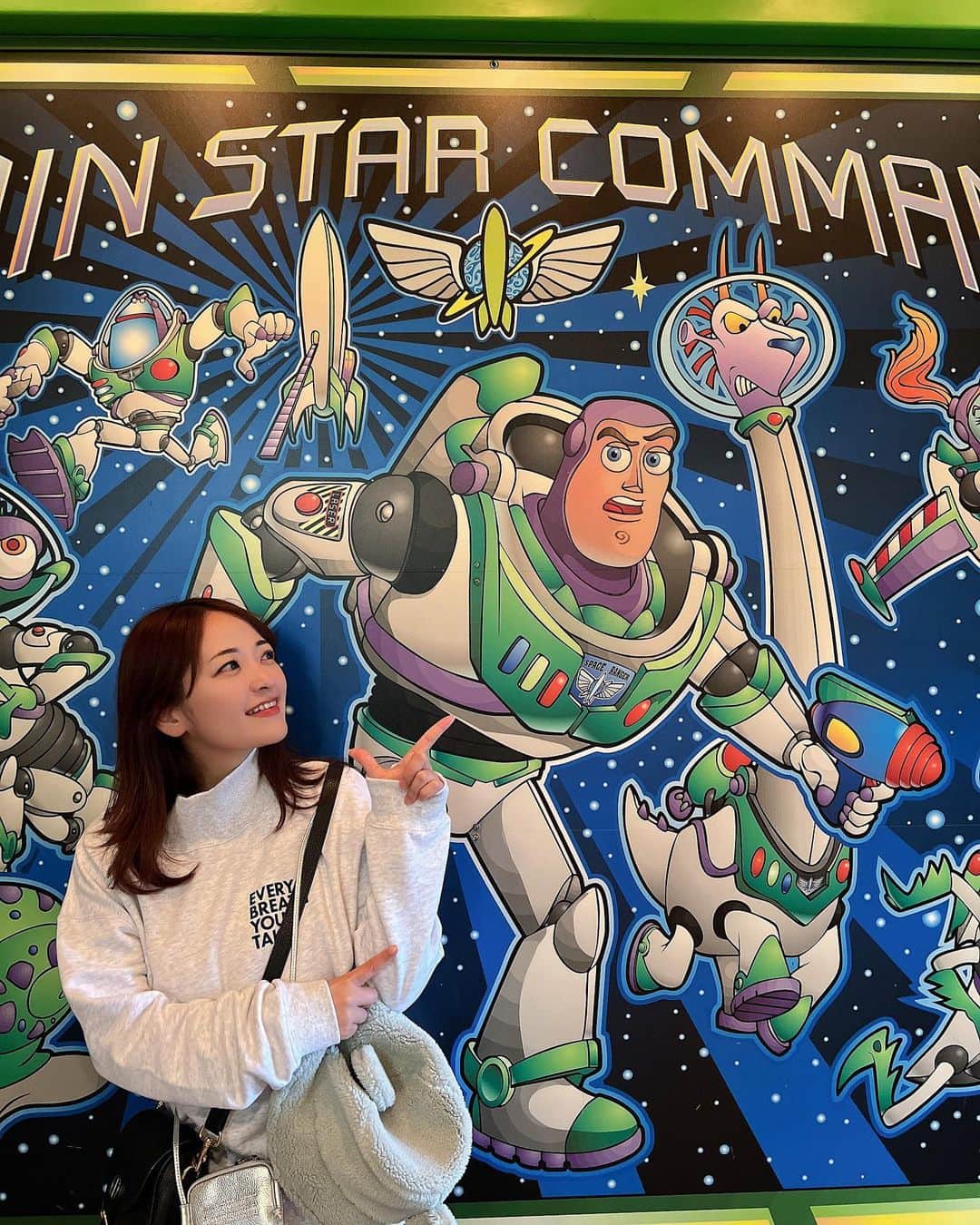 柳瀬さきさんのインスタグラム写真 - (柳瀬さきInstagram)「プーさんとトイストーリーが好きなのですっ！！ あとシンバ！！🦁」10月 ...