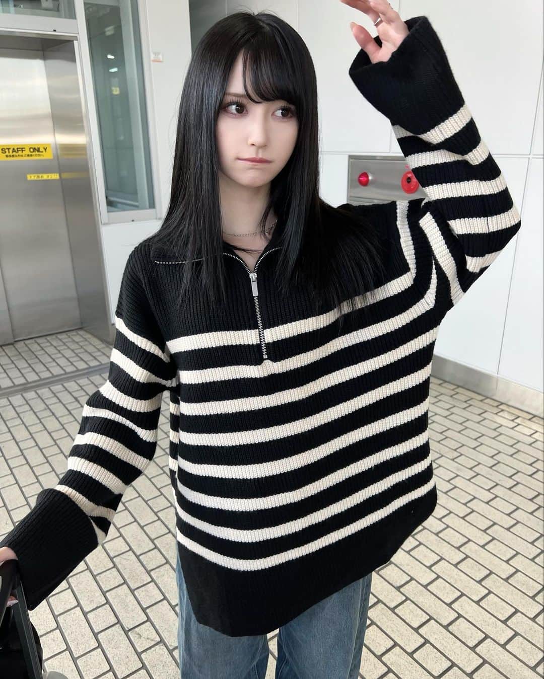 山本望叶さんのインスタグラム写真 - (山本望叶Instagram)「めっちゃ黒髪〜 #ootd #code #コーデ #秋服 #ニット #hm #emoda #amail #黒髪」10月16 ...