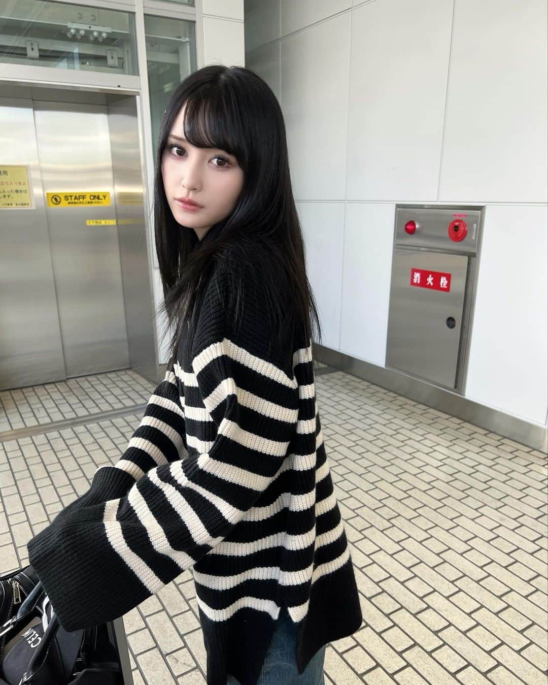 山本望叶さんのインスタグラム写真 - (山本望叶Instagram)「めっちゃ黒髪〜 #ootd #code #コーデ #秋服 #ニット #hm #emoda #amail #黒髪」10月16 ...