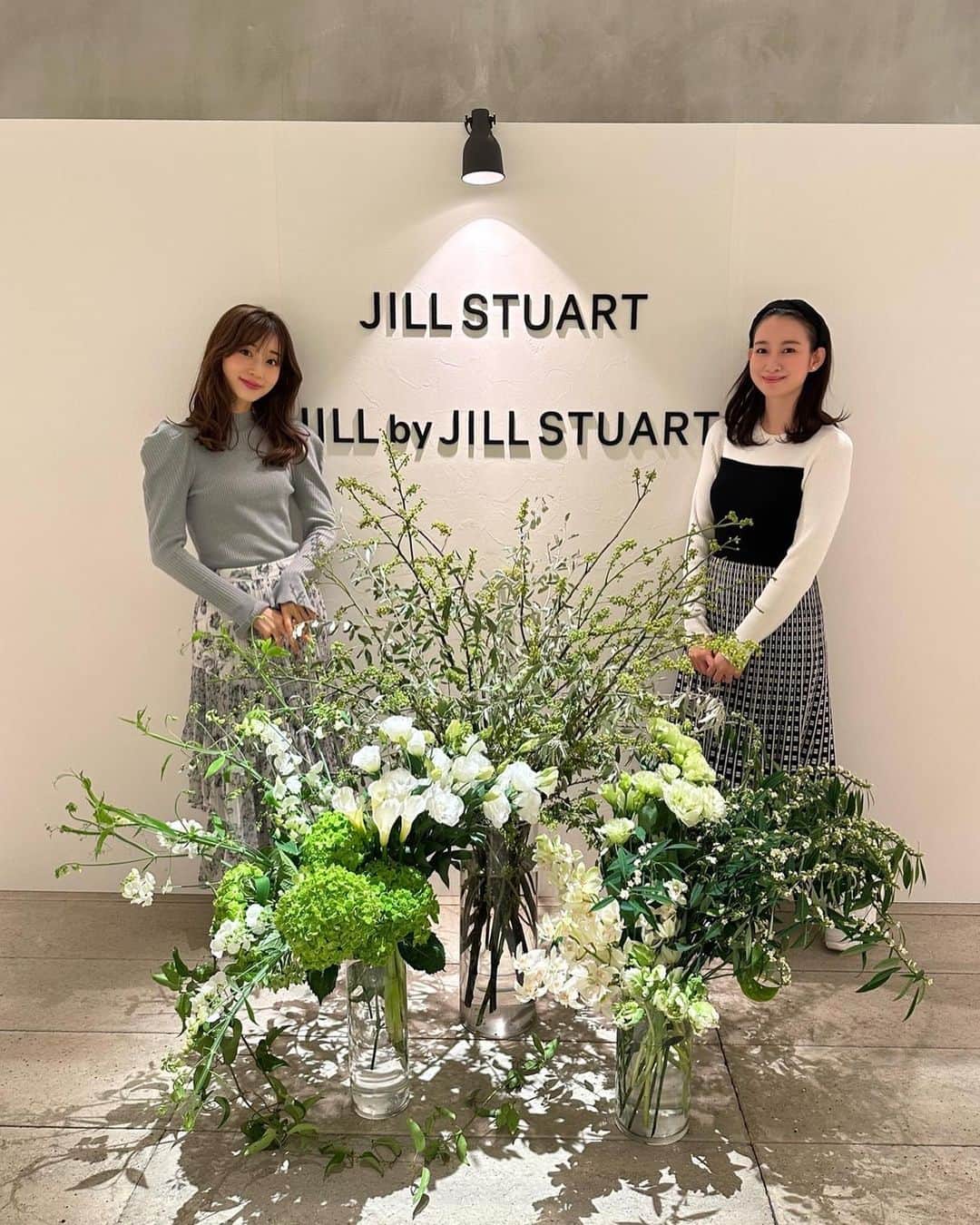 牧野結美さんのインスタグラム写真 - (牧野結美Instagram)「@jillstuart.jp 2023SS展示会🤍 今回からリブランディングして モードで大人っぽい雰囲気に🖤 まさに今の ...