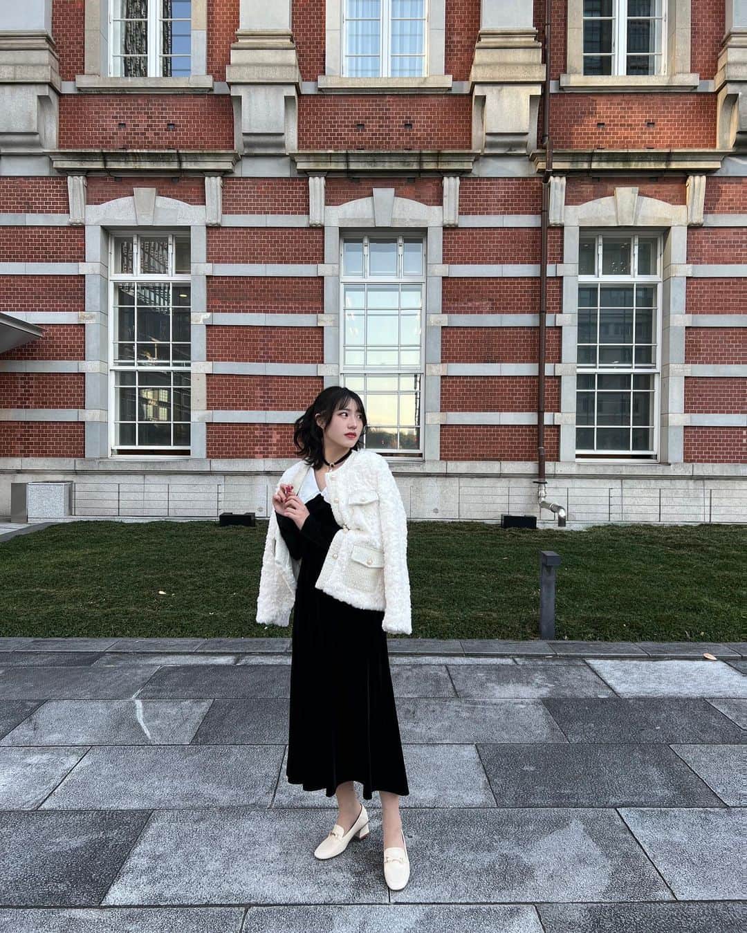 仲本愛美さんのインスタグラム写真 - (仲本愛美Instagram)「ガーリーコーデは好きですか？🥹 私は毎日系統変えたい派なんだけどいつも ...