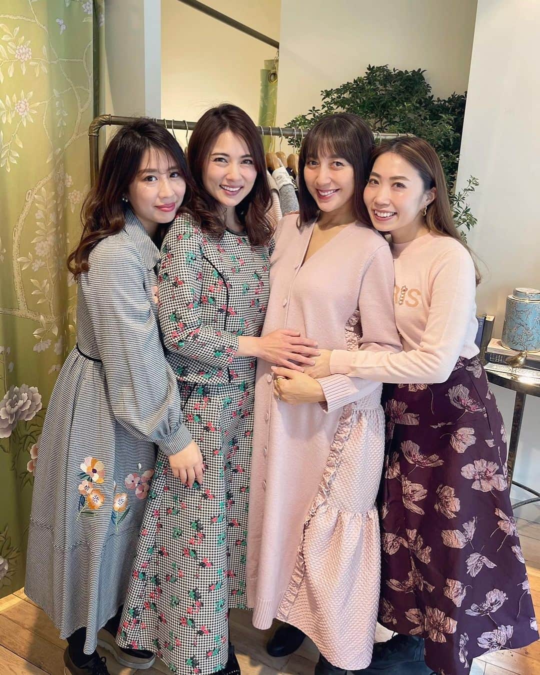 小川ひとみさんのインスタグラム写真 - (小川ひとみInstagram)「今日は @chesty_official の 今年最後のInstaliveをしました ️ OBとしてもこうやっていつも ...