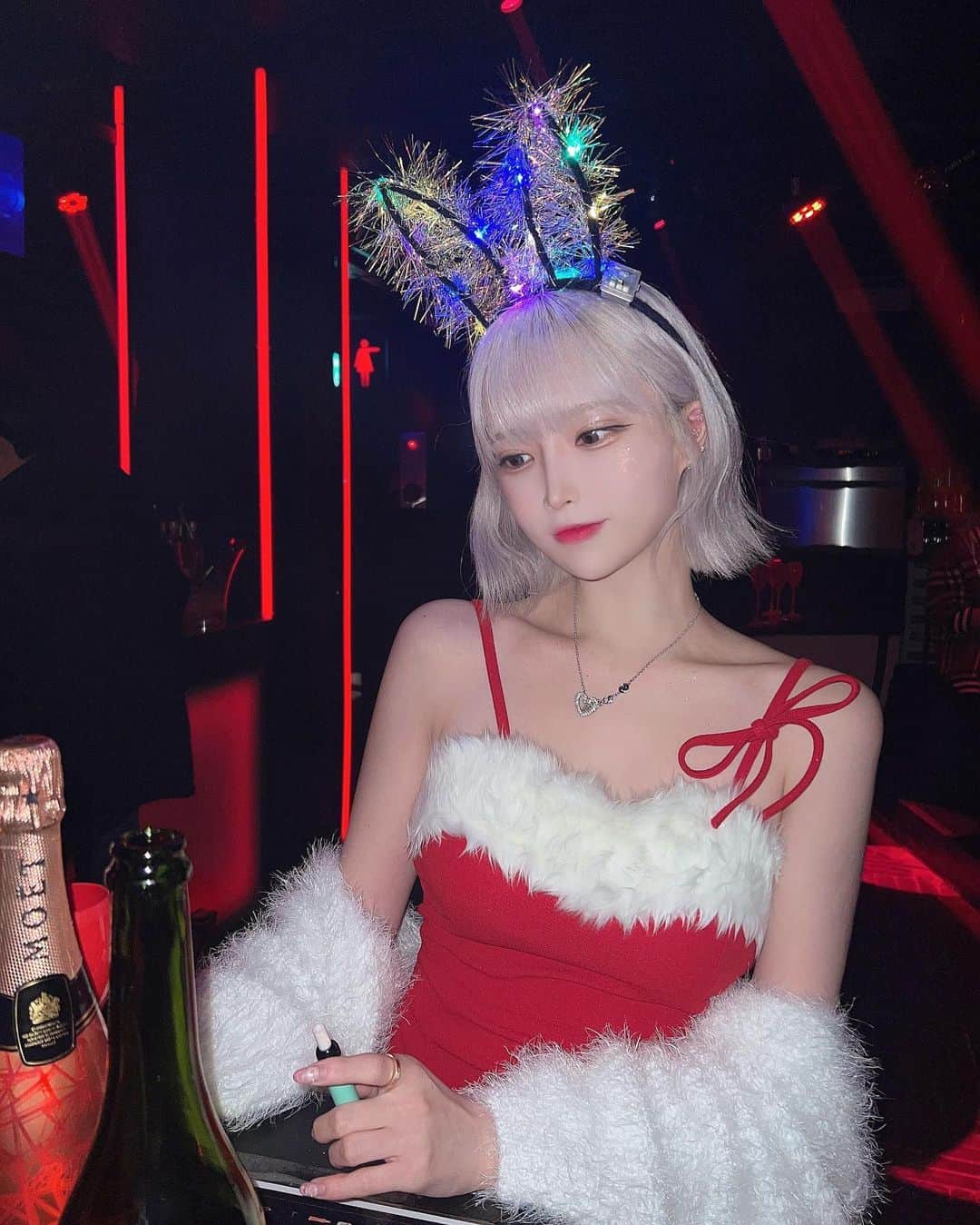 オ・ジウンさんのインスタグラム写真 - (オ・ジウンInstagram)「12/25 지은🎄🎅🏻 #이글라운지」12月29日 20時25分 ...