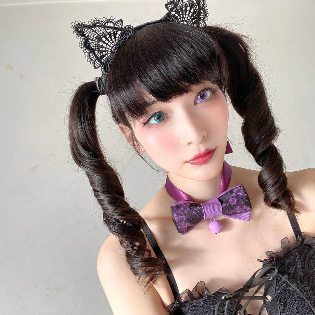 本庄鈴さんのインスタグラム写真 - (本庄鈴Instagram)「・ ・ ・ 写真集「Cosplay Fetish Book」 予約受付中です ...