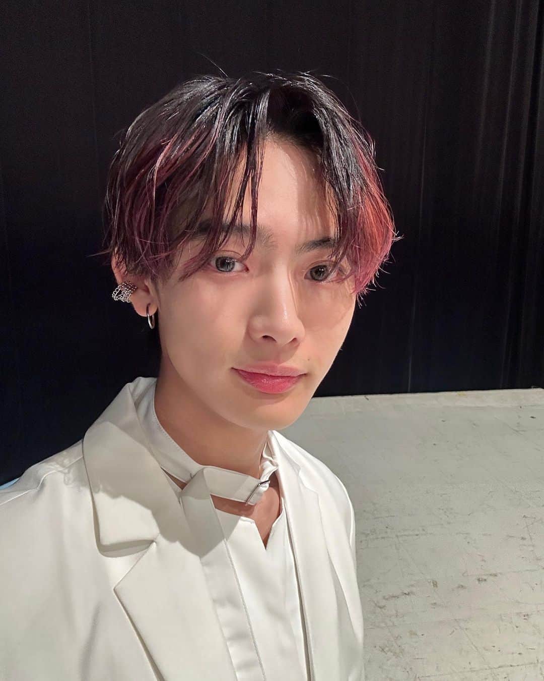 NOA（ノア）さんのインスタグラム写真 - (NOA（ノア）Instagram)「明けましておめでとうございます。 2022年は沢山の愛に ...