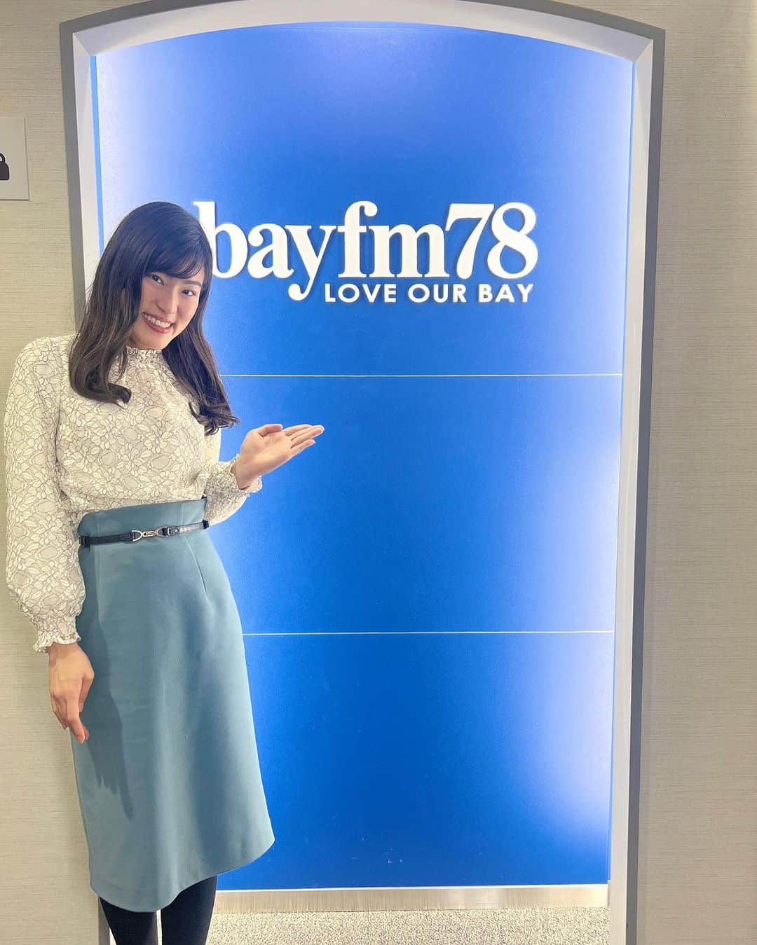 竹内里奈さんのインスタグラム写真 - (竹内里奈Instagram)「🎤bayfm 今日は、ベイエフエムで、 旅行キャンペーンのCMのお仕事 20秒と60秒verが流れるので、 ぜひ千葉にお ...