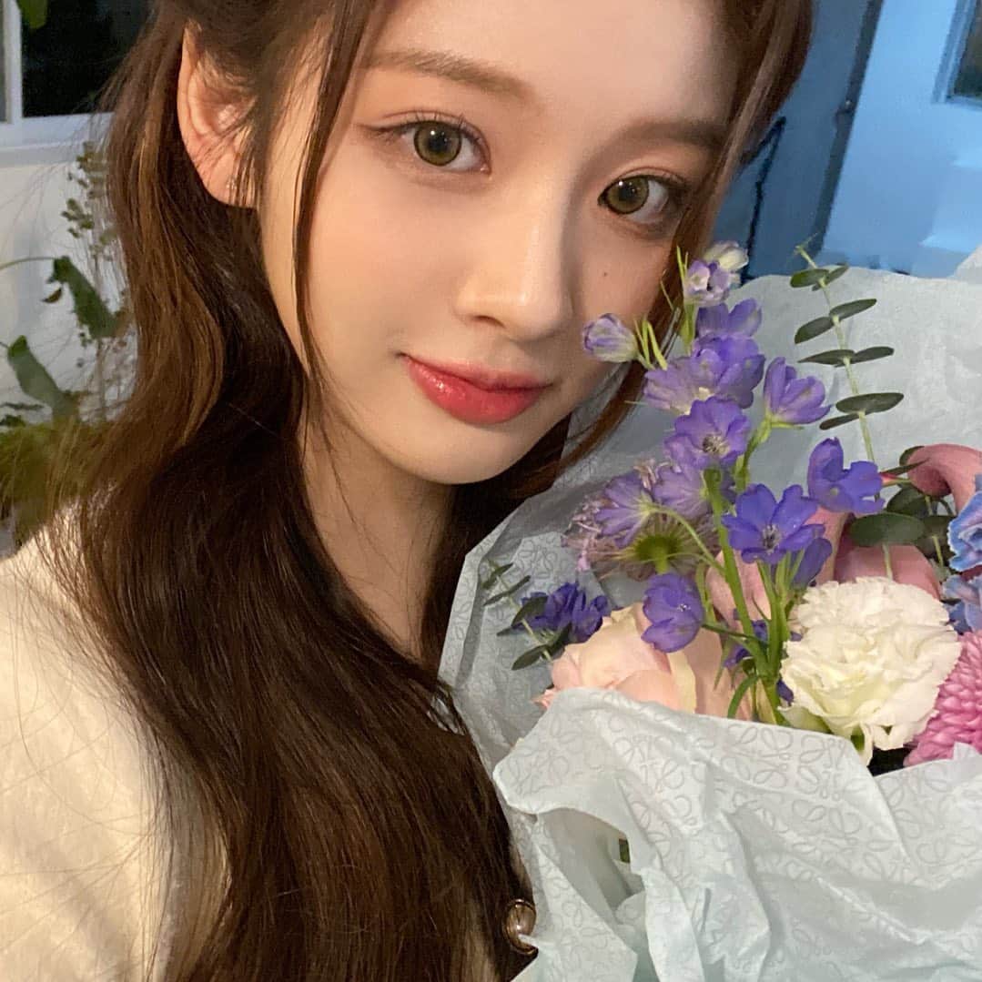 NMIXXさんのインスタグラム写真 - (NMIXXInstagram)「Thank you for wishing me a happy ...