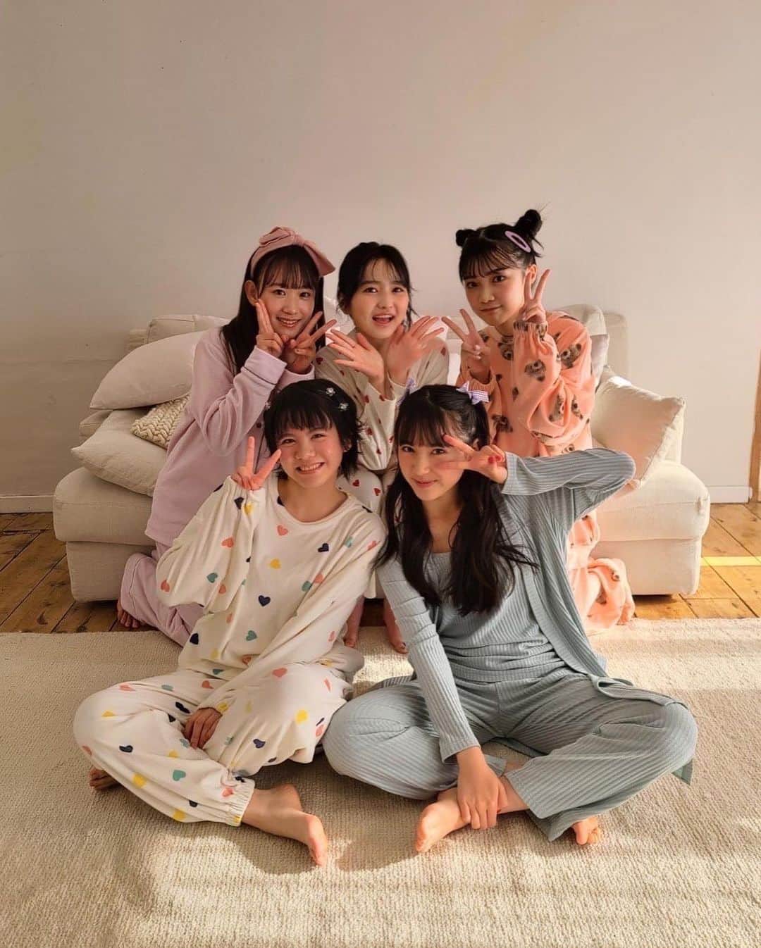 並木彩華さんのインスタグラム写真 - (並木彩華Instagram)「本日発売のちゃお3月号でちゃおガールを卒業しました！ 関係者の方々 ...
