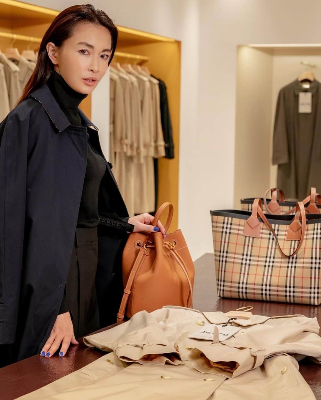 長谷川京子さんのインスタグラム写真 - (長谷川京子Instagram)「THE BURBERRY TRENCH POP-UPにお邪魔しました ...