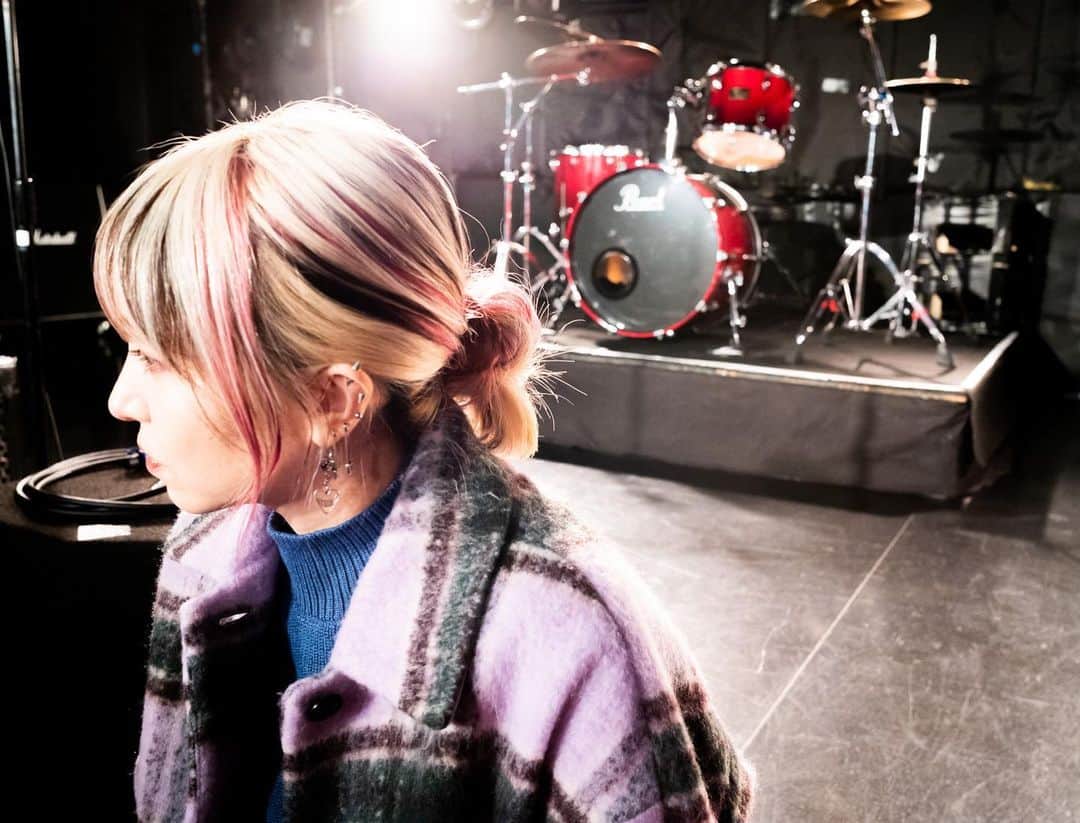 LiSAさんのインスタグラム写真 - (LiSAInstagram)「おはよ〜☀︎ 『#SUUMO』新Webムービー「未来をつくる部屋探し 〜歌手 LiSA〜」篇 が公開されました🎥 東京の ...