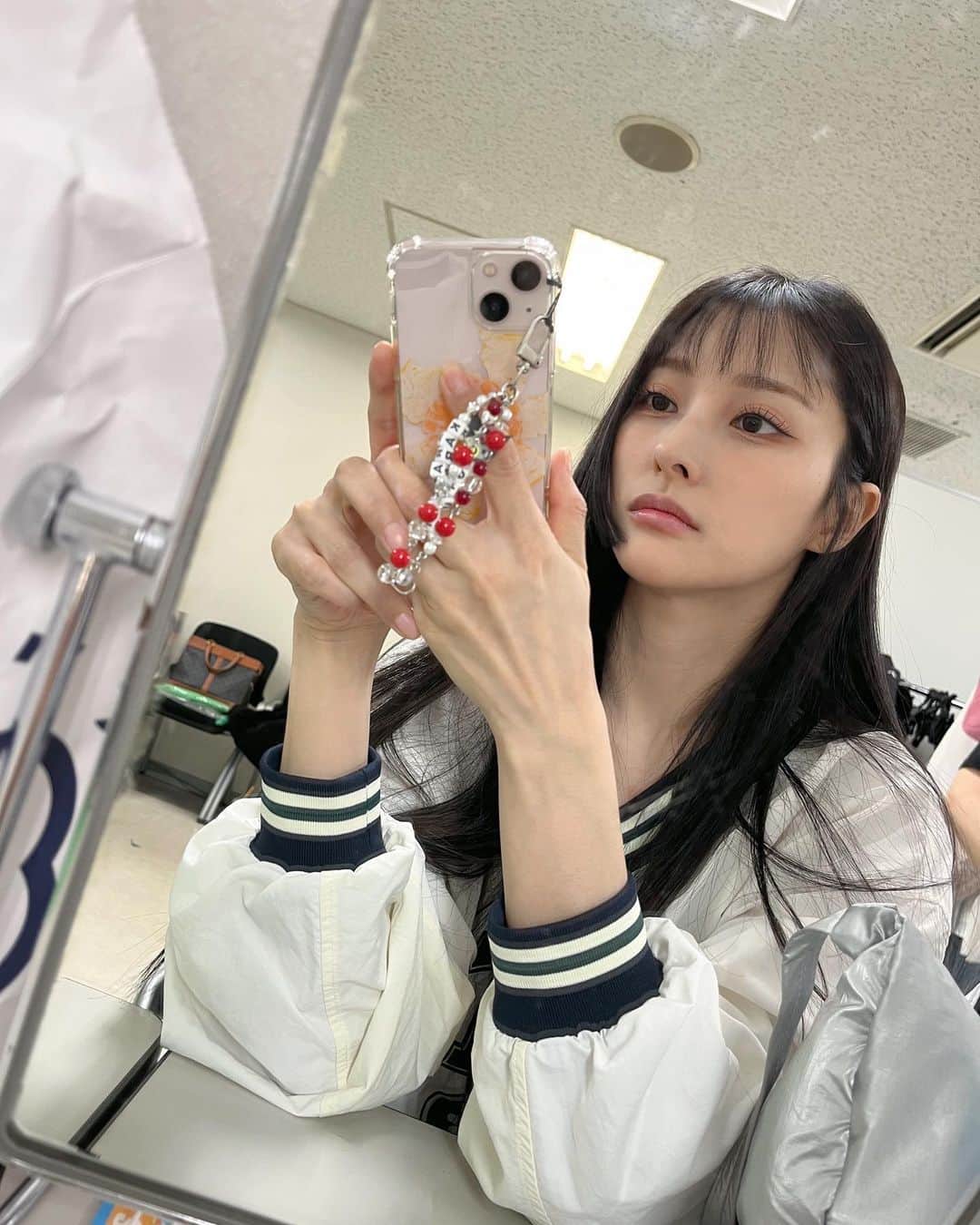 パク・ギュリさんのインスタグラム写真 パク・ギュリinstagram 「간사이 콜렉션 대기시간」3月7日 10時52分 Gyuri 88