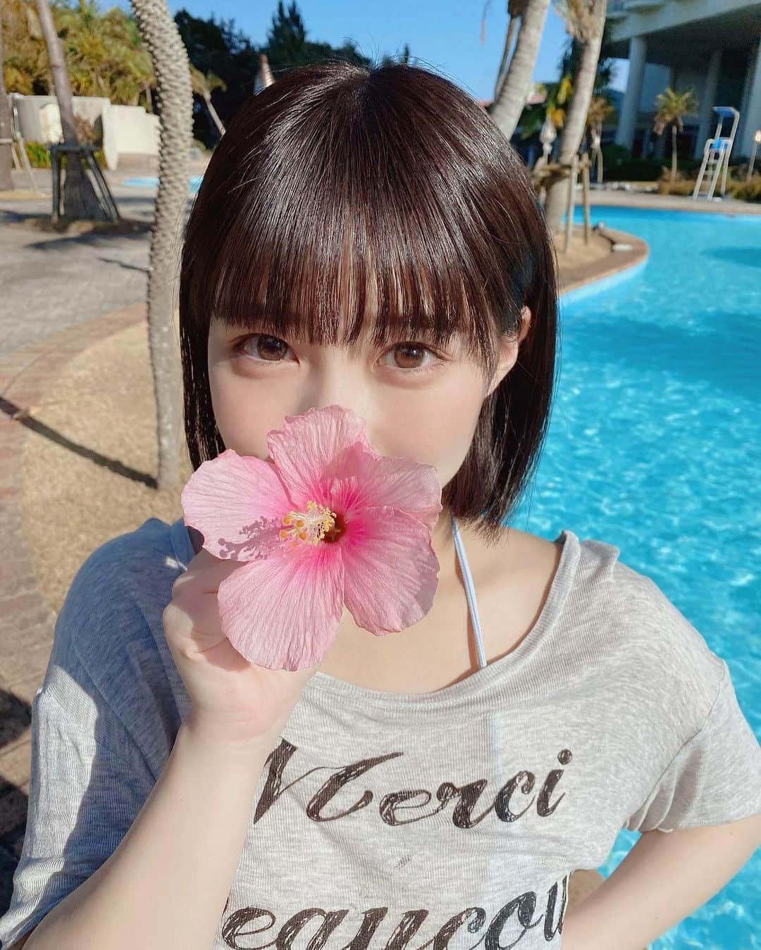 田中美久さんのインスタグラム写真 - (田中美久Instagram)「HKT48ムック本発売日！ 通常盤、 Amazon版、どっちも表紙出させて頂いてます。田中美久の後輩プロデュースと矢吹奈子 ...