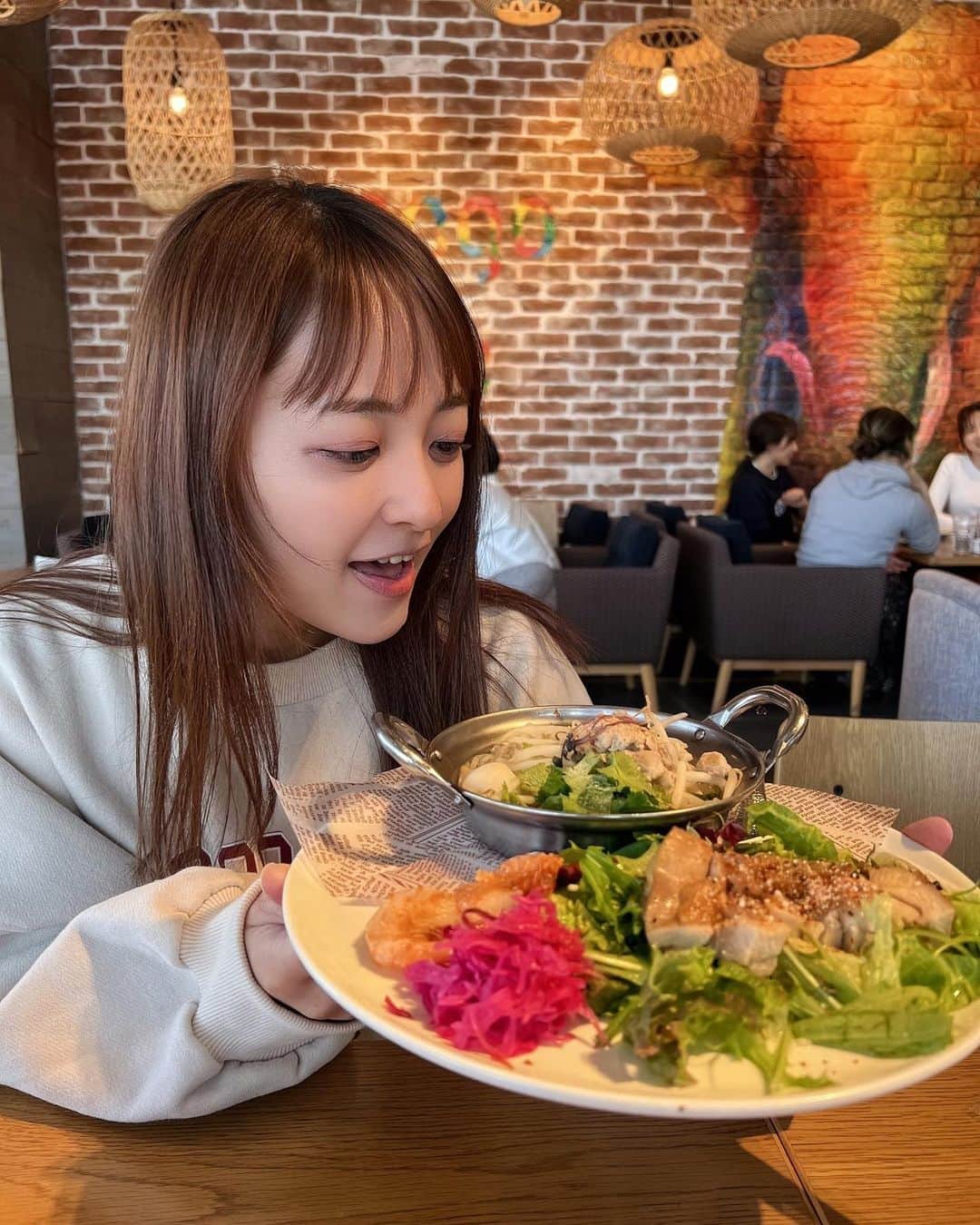 柳瀬さきさんのインスタグラム写真 - (柳瀬さきInstagram)「なおちゃんとランチして きたよん☺️🫶 @wbx_nao」3月8日 16 ...