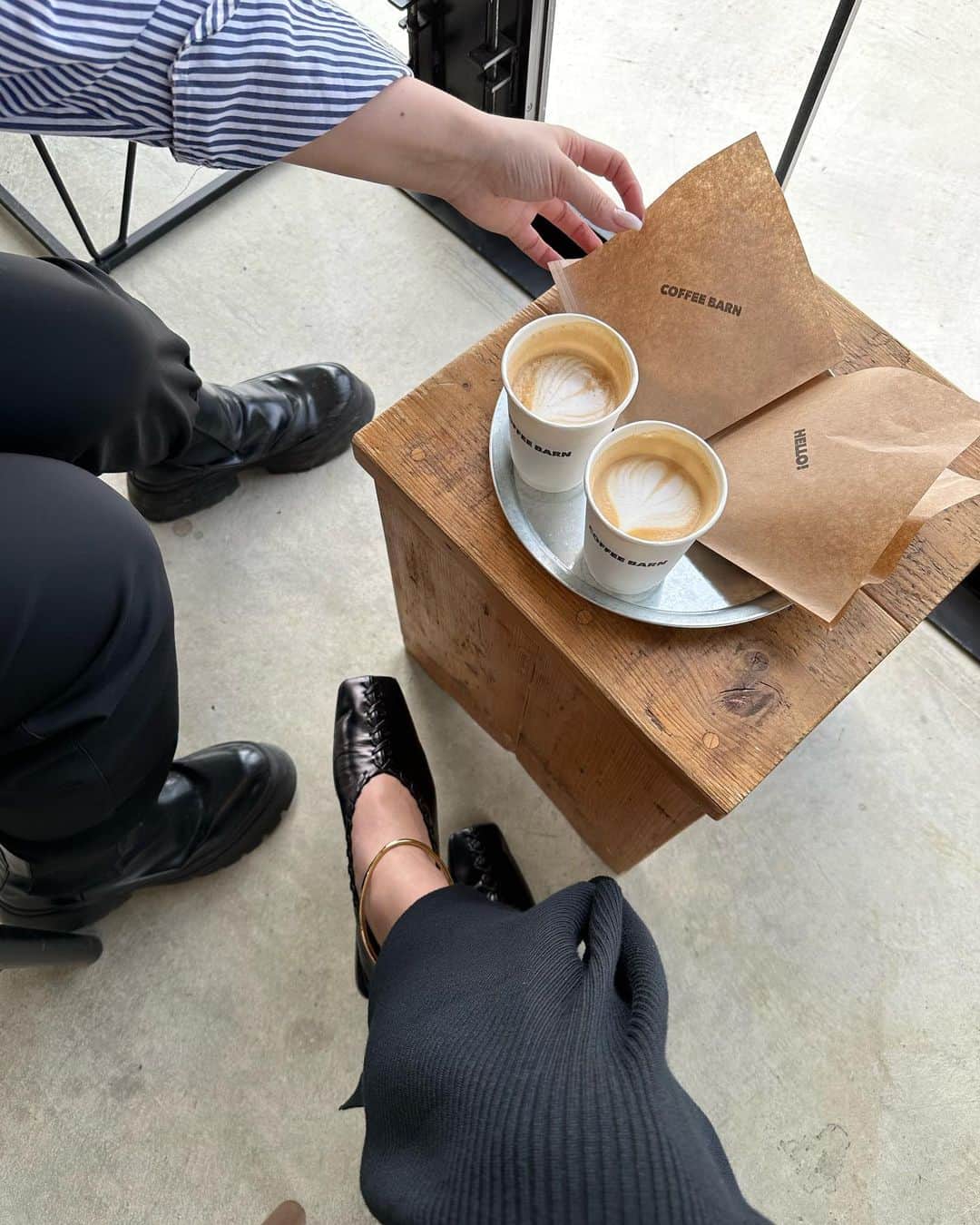 左近鈴乃さんのインスタグラム写真 - (左近鈴乃Instagram)「. @coffee_barn_awaji 🍩🤎 気になってた淡路島の ...