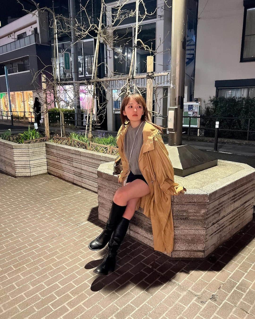 柳瀬さきさんのインスタグラム写真 - (柳瀬さきInstagram)「今日も一日お疲れ様でした！ 昨日は仕事終わりにふみにゃん とサクッとご飯 ...