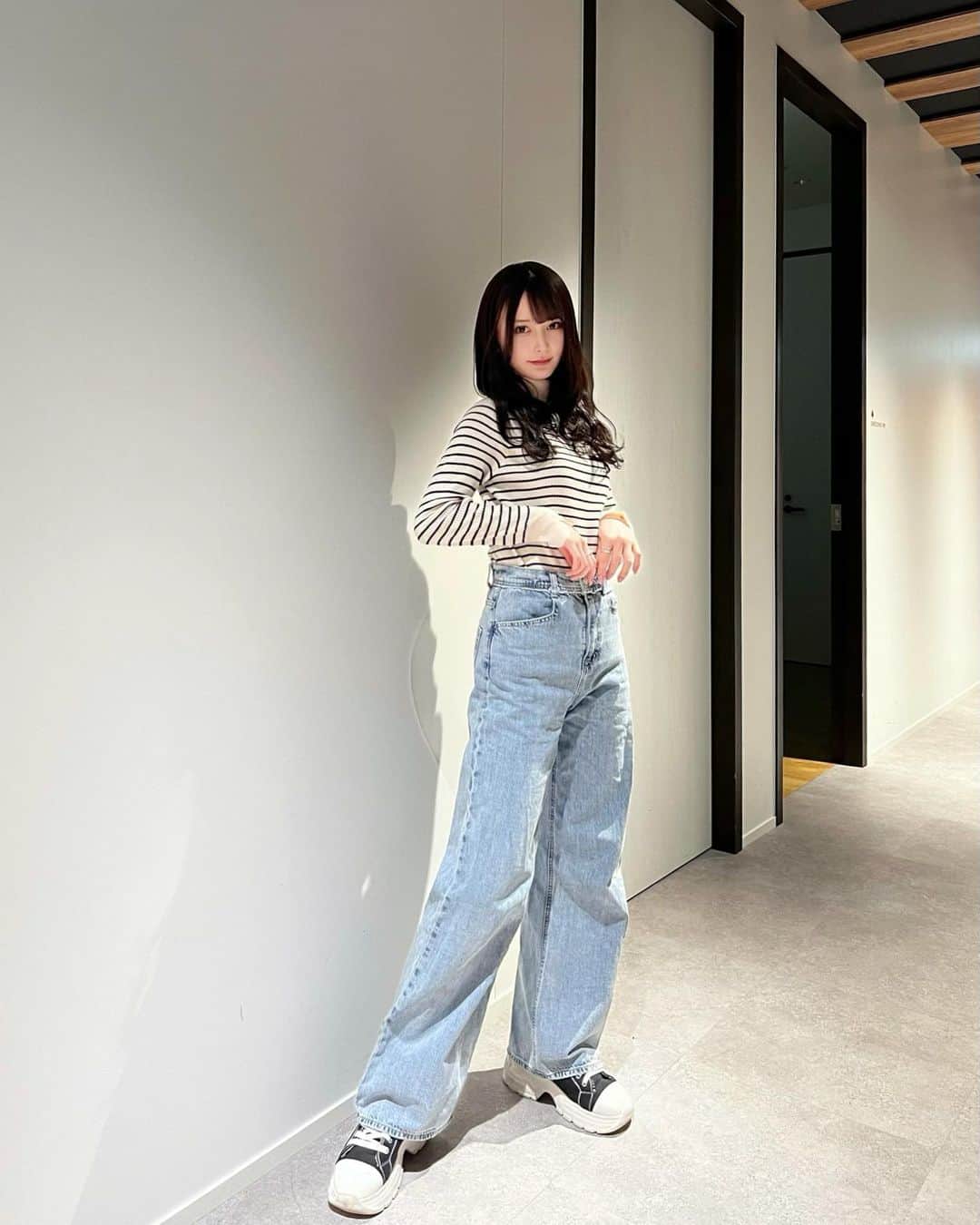 山本望叶さんのインスタグラム写真 - (山本望叶Instagram)「ねえねえ #ootd #code #コーデ #春服コーデ #ニットコーデ #タートルネック #emoda #ウェーブ巻き ...