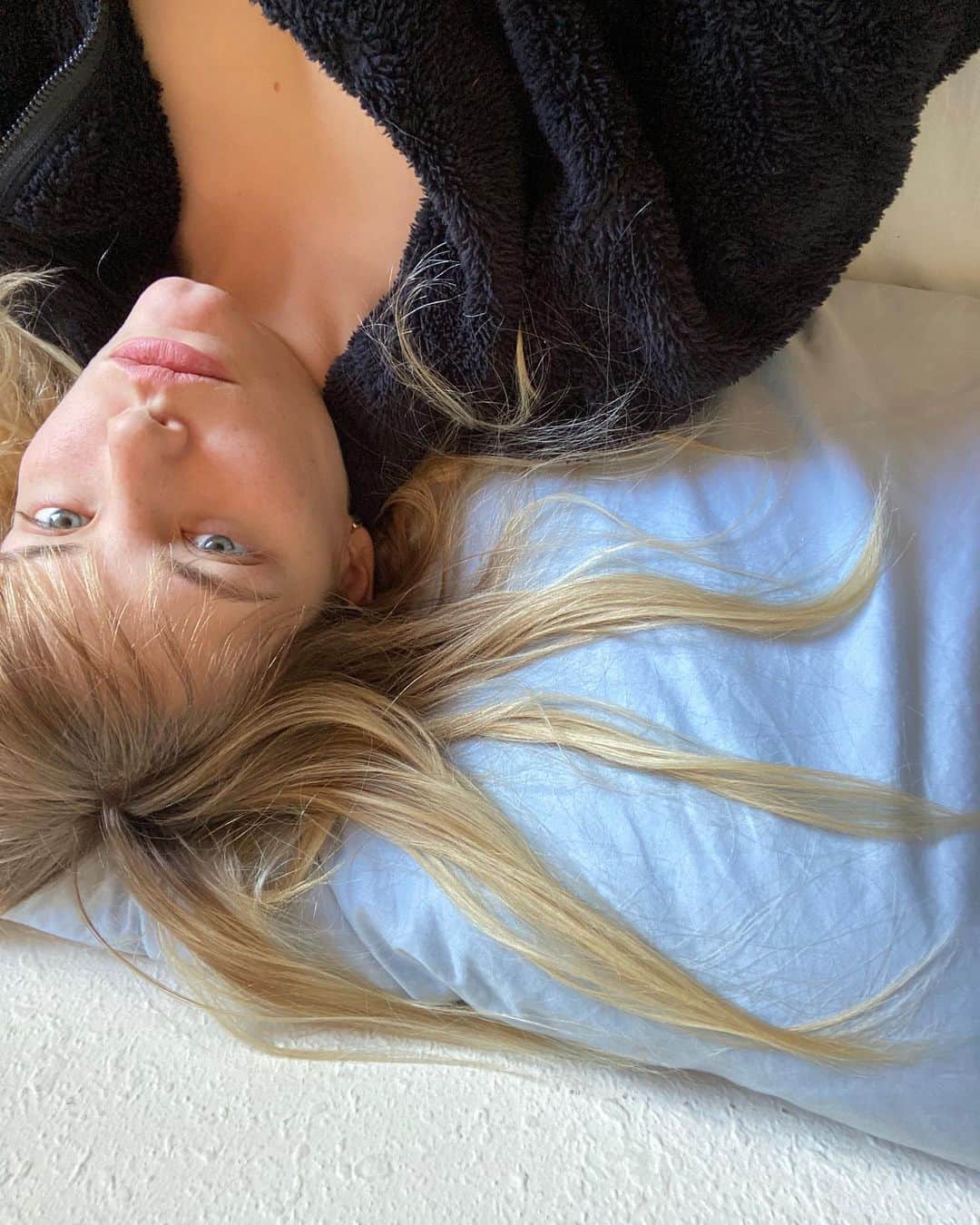 Ashley Smithさんのインスタグラム写真 Ashley Smithinstagram 「the Bedhead Diaries