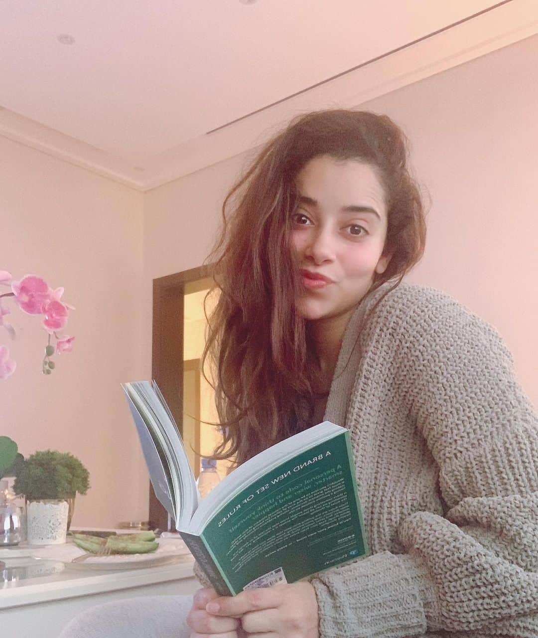 Balqees Ahmed Fathiさんのインスタグラム写真 - (Balqees Ahmed FathiInstagram)「ماذا ...