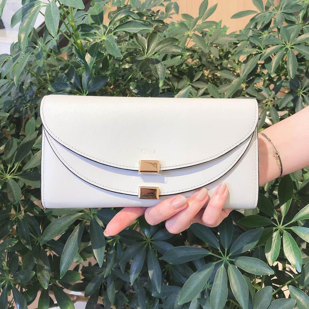Bijouxthreecさんのインスタグラム写真 Bijouxthreecinstagram 「【chloe】 Georgiaロング