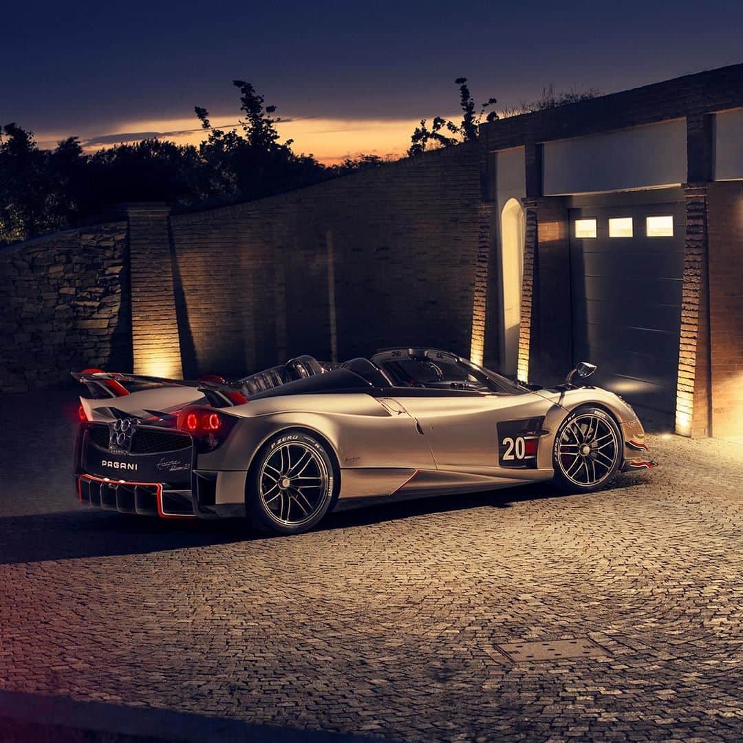 パガーニ・アウトモビリさんのインスタグラム写真 - (パガーニ・アウトモビリInstagram)「Created in the Modular ...