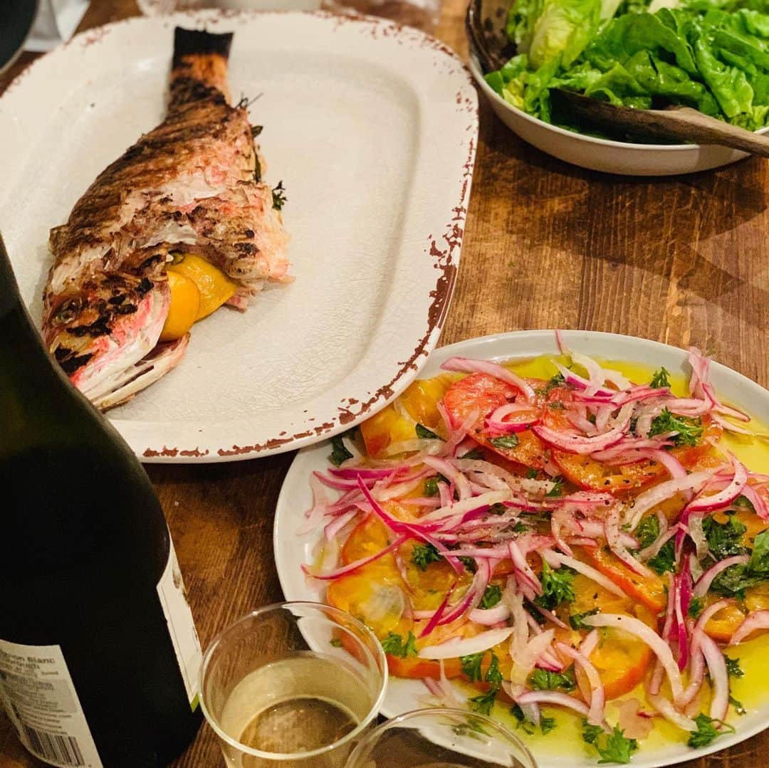 ジェニファー・エスポジートさんのインスタグラム写真 - (ジェニファー・エスポジートInstagram)「Goodbye summer. # ...