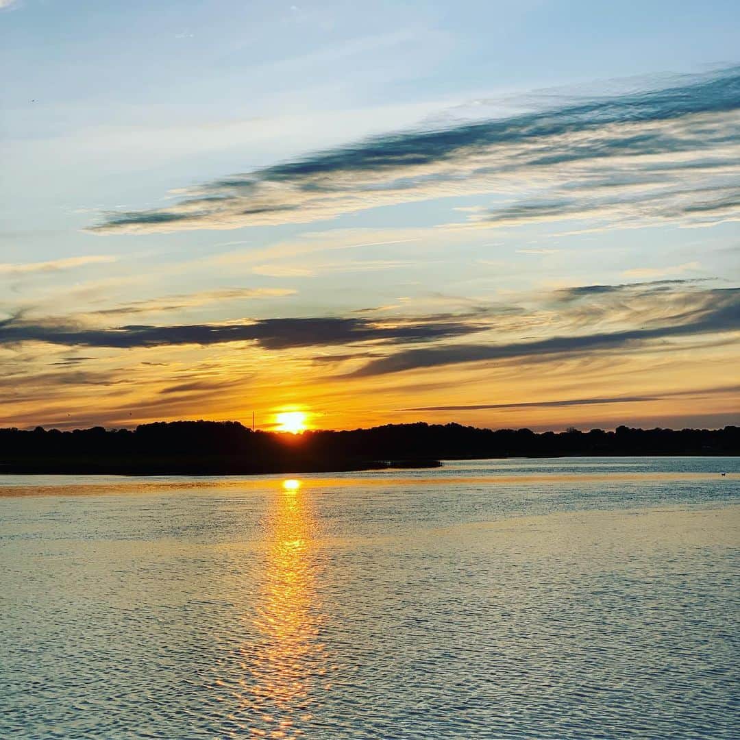 ジェニファー・エスポジートさんのインスタグラム写真 - (ジェニファー・エスポジートInstagram)「Goodbye summer. # ...