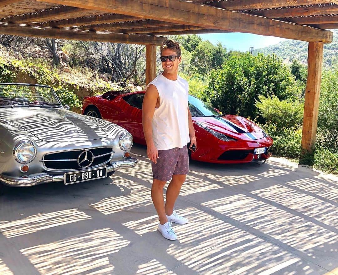 グレン・パウエルさんのインスタグラム写真 グレン・パウエルinstagram 「ibiza Summer Camp ‘19」8月17日